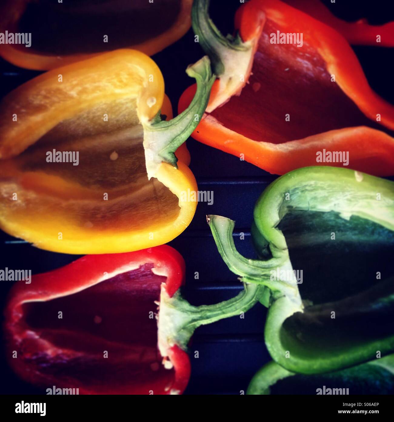 Multiple green peppers hi-res stock photography and images - Alamy