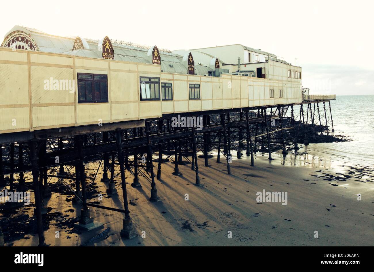 On aberystwyth pier hi-res stock photography and images - Alamy