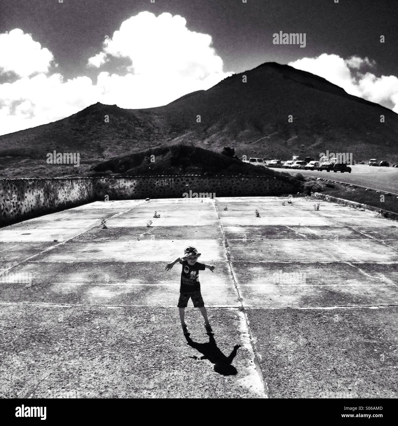 Making shadow shapes Stock Photo - Alamy