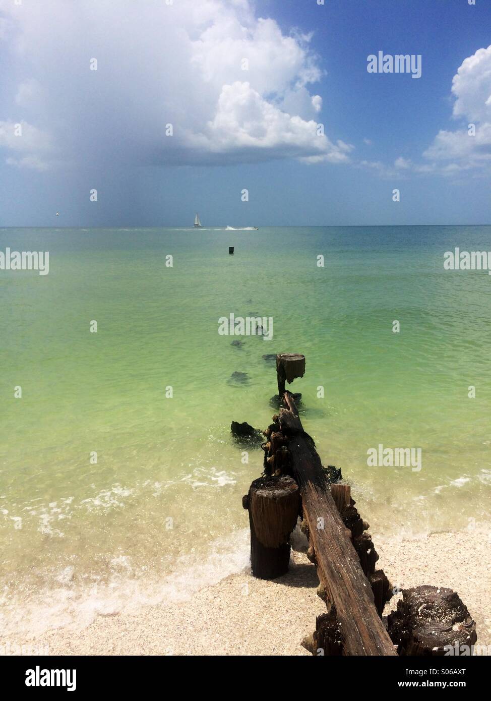 Happy place hi-res stock photography and images - Alamy