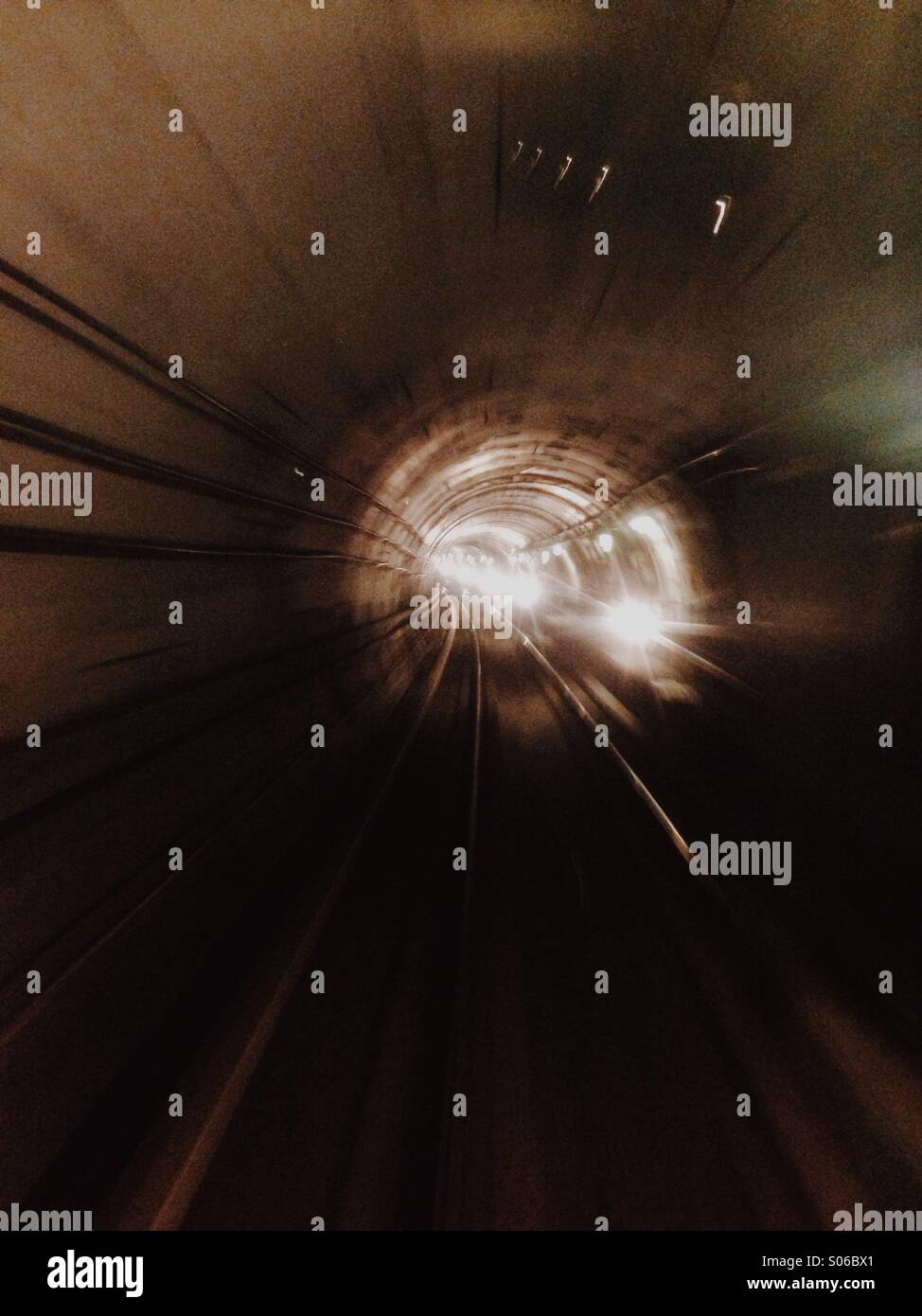 Tunnell hi-res stock photography and images - Alamy