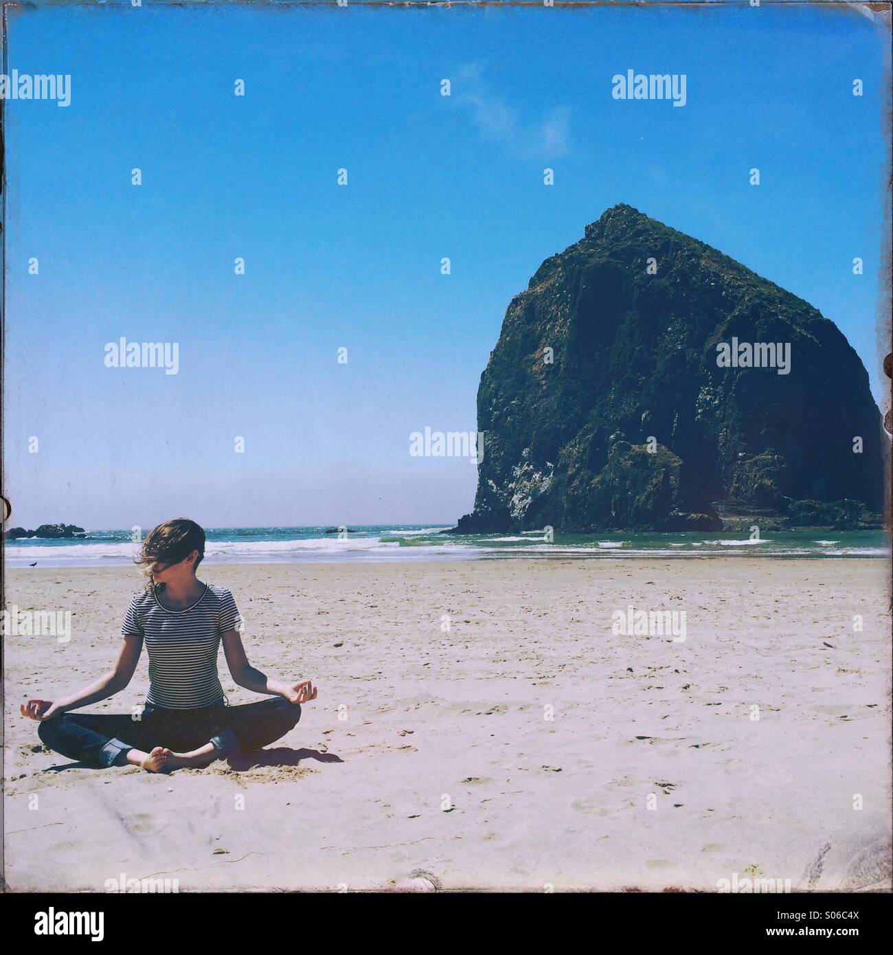 Zen at the beach hi-res stock photography and images - Alamy