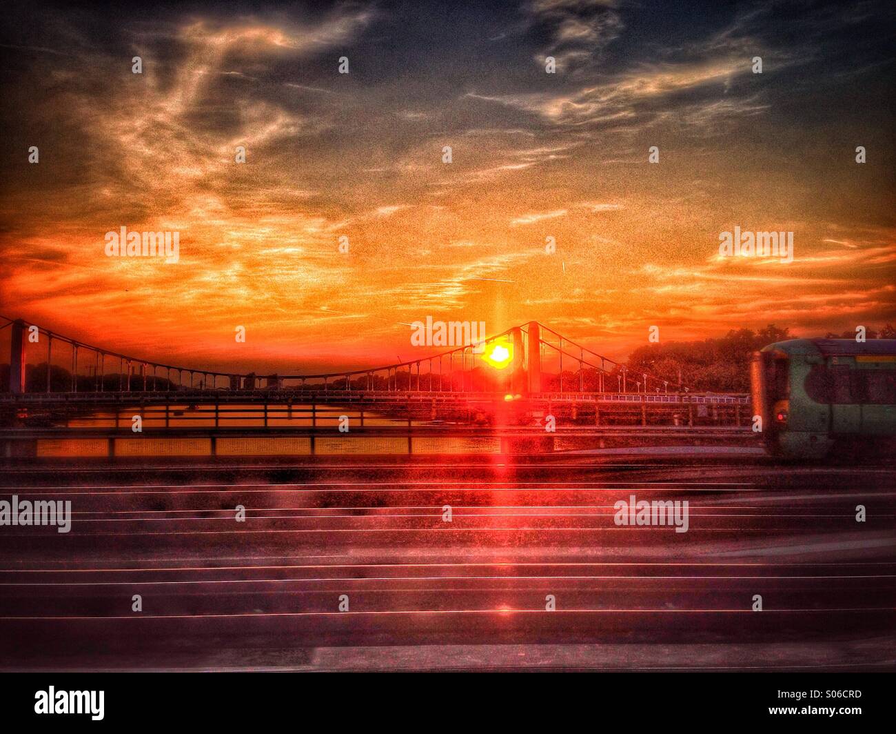 Battersea bridge sunset Stock Photo - Alamy