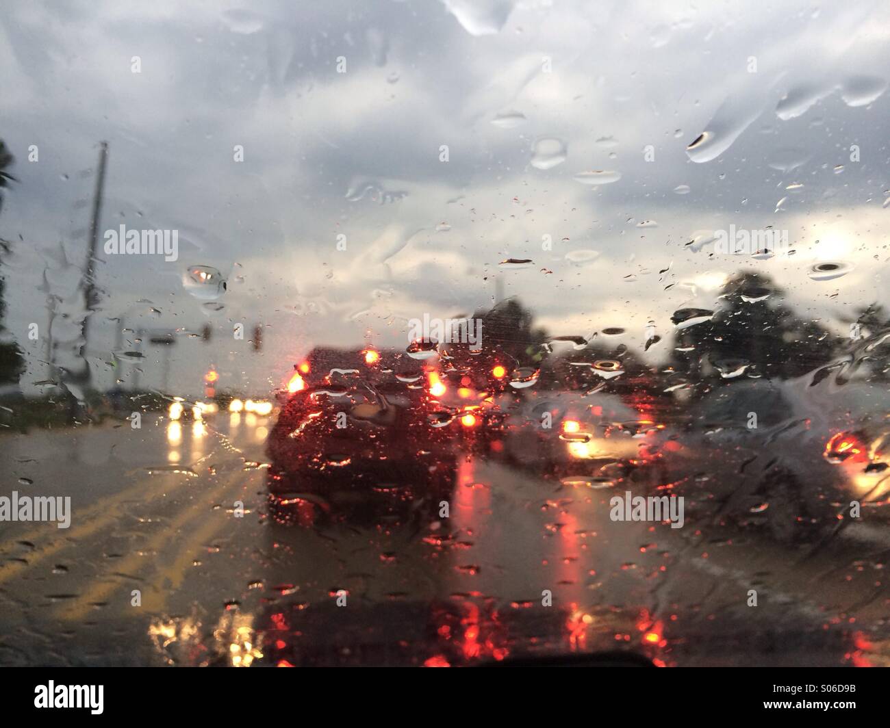 Rain on windshield hi-res stock photography and images - Alamy
