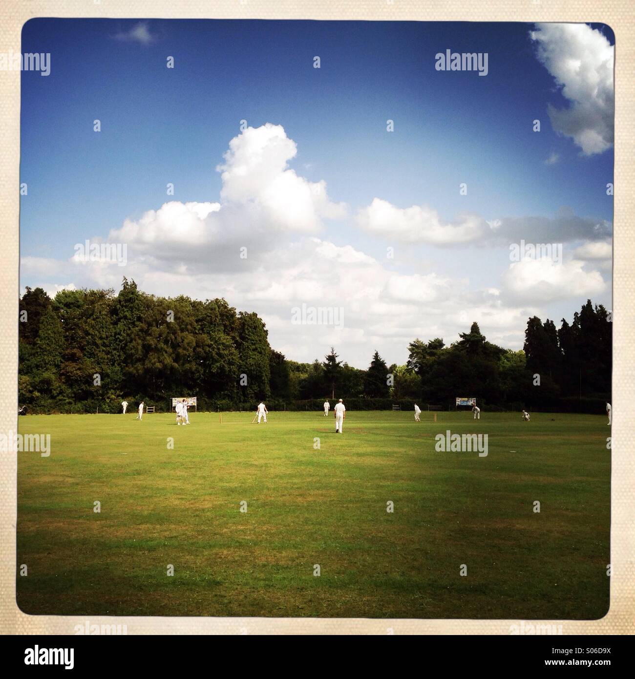 Summer cricket village hi-res stock photography and images - Alamy