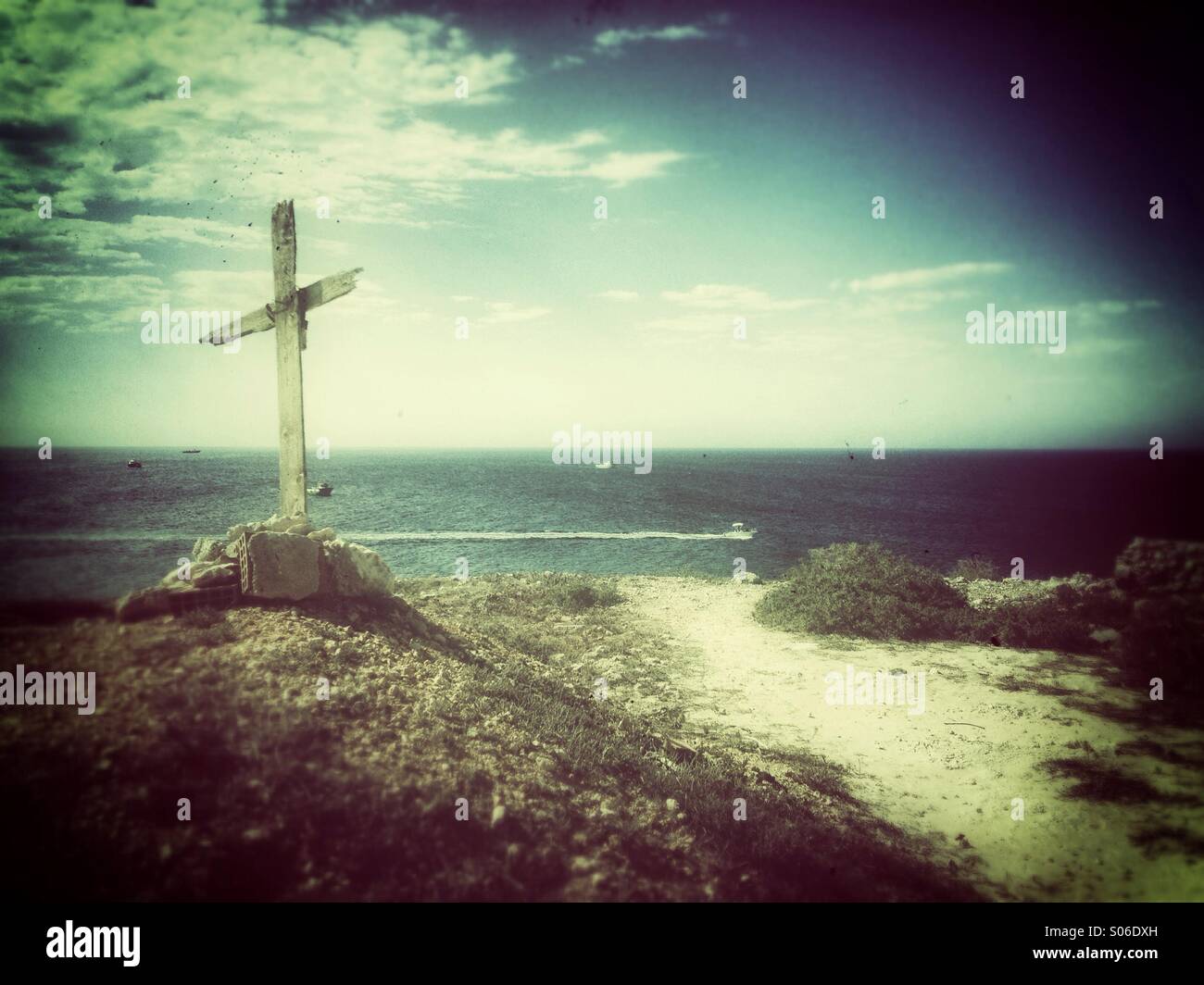 Cross on the beach hi-res stock photography and images - Alamy