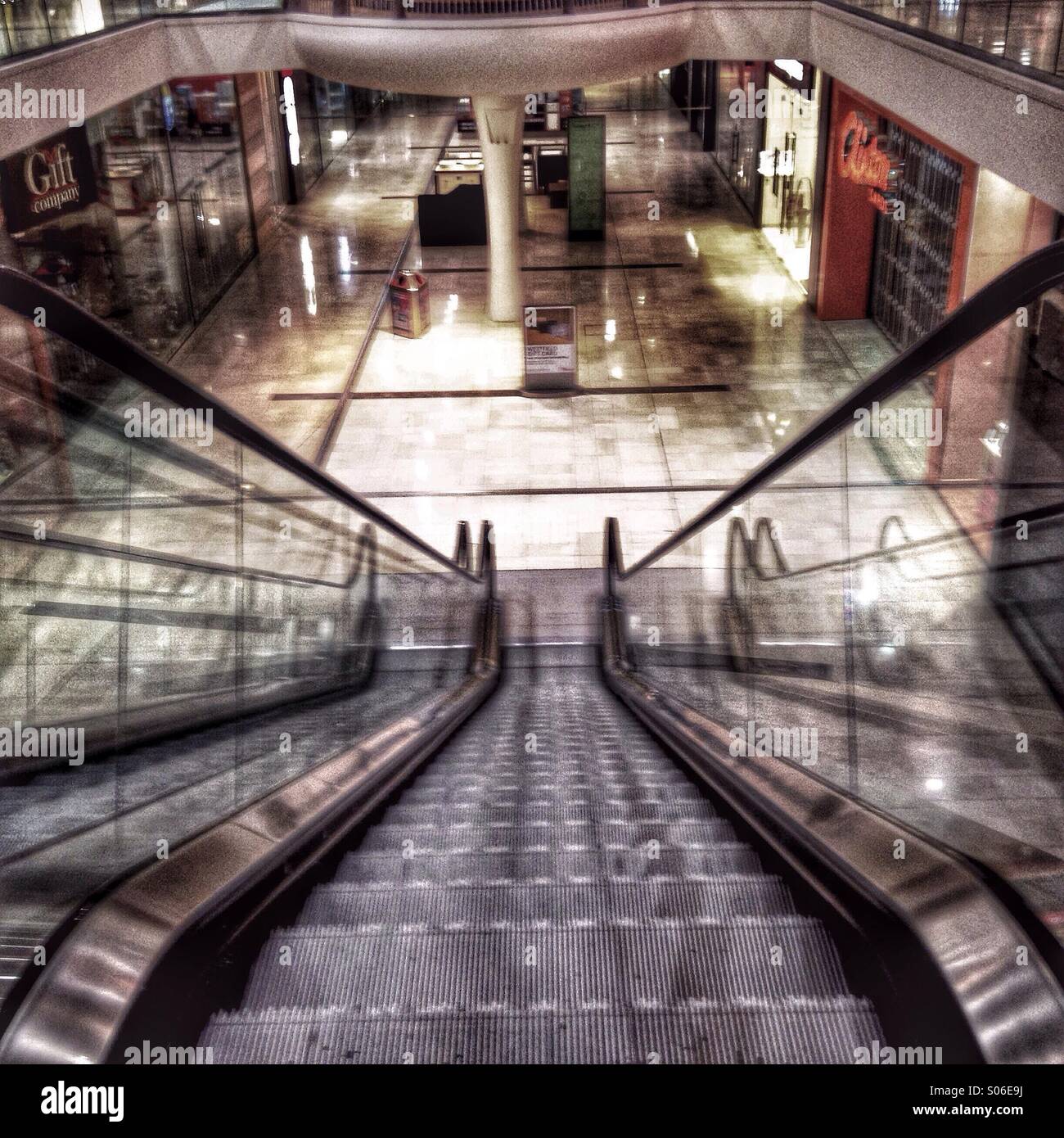 Escalator steps hi-res stock photography and images - Alamy