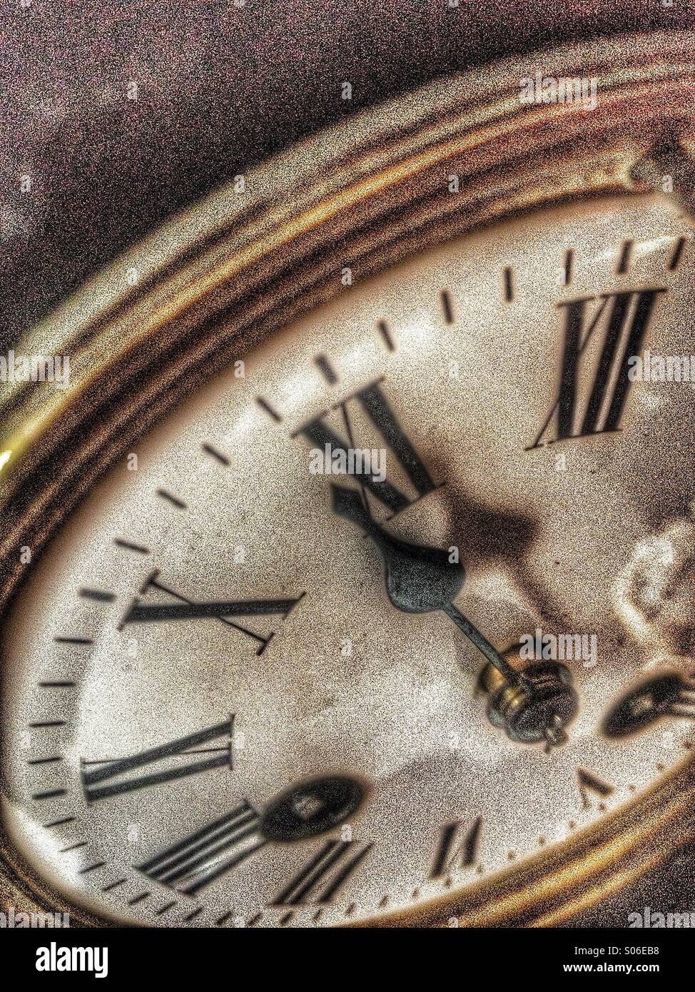 Old clock face hi-res stock photography and images - Alamy