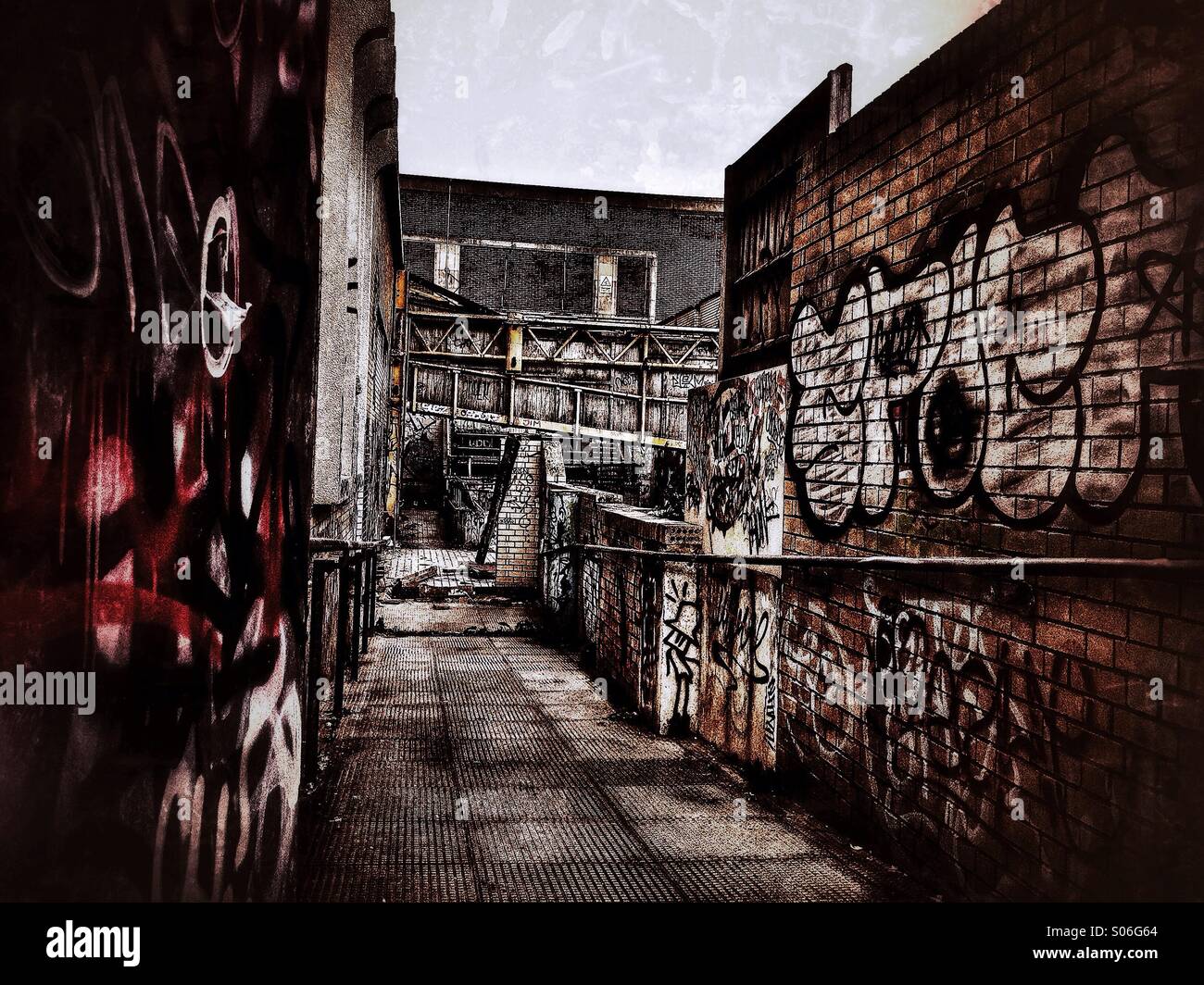 Graffiti in alleyway Stock Photo, Royalty Free Image: 309931052 - Alamy