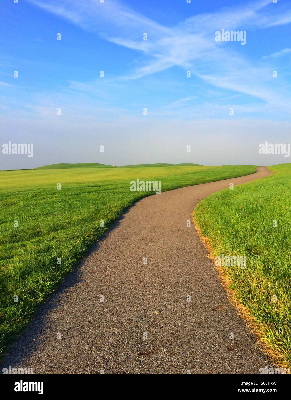 Footpath golf course hi-res stock photography and images - Alamy
