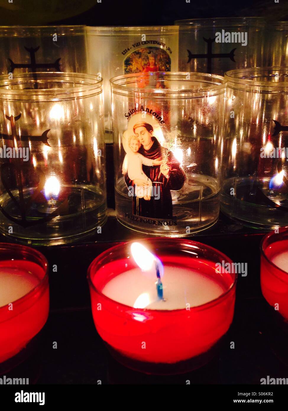 Candle for mass hi-res stock photography and images - Alamy