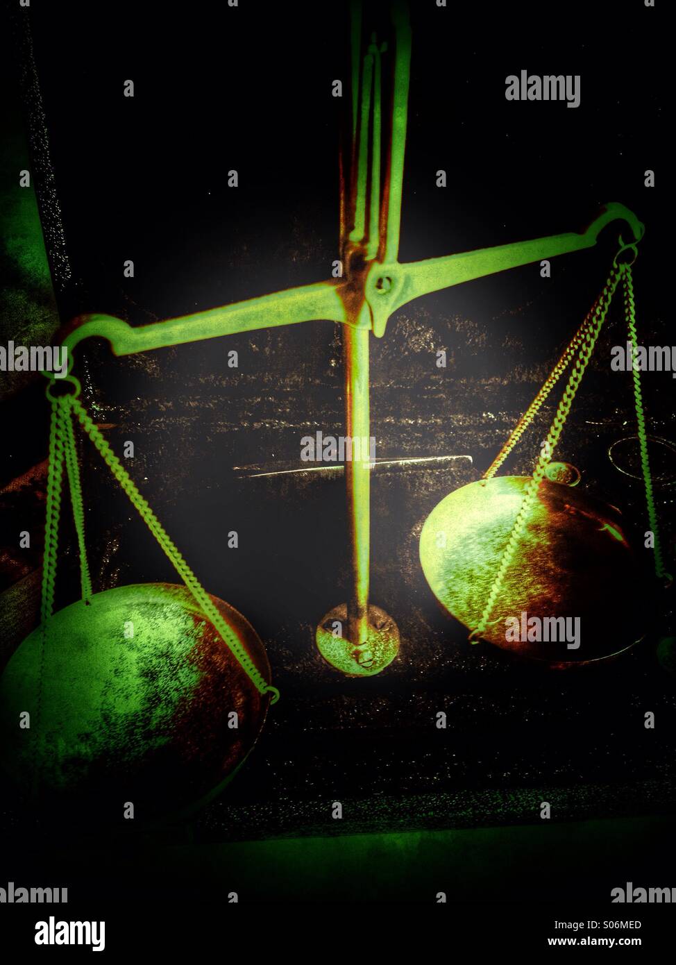 Brass scales hi-res stock photography and images - Alamy