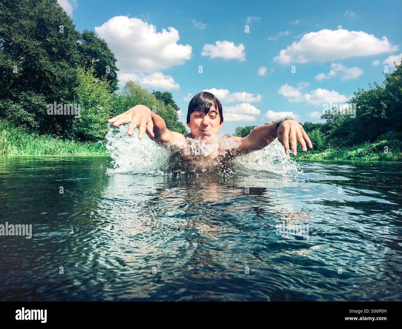 Water smile hi-res stock photography and images - Alamy