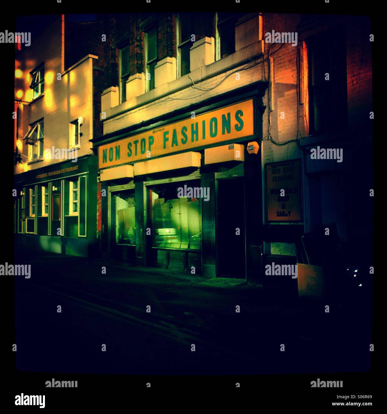 Non stop shop hi-res stock photography and images - Alamy