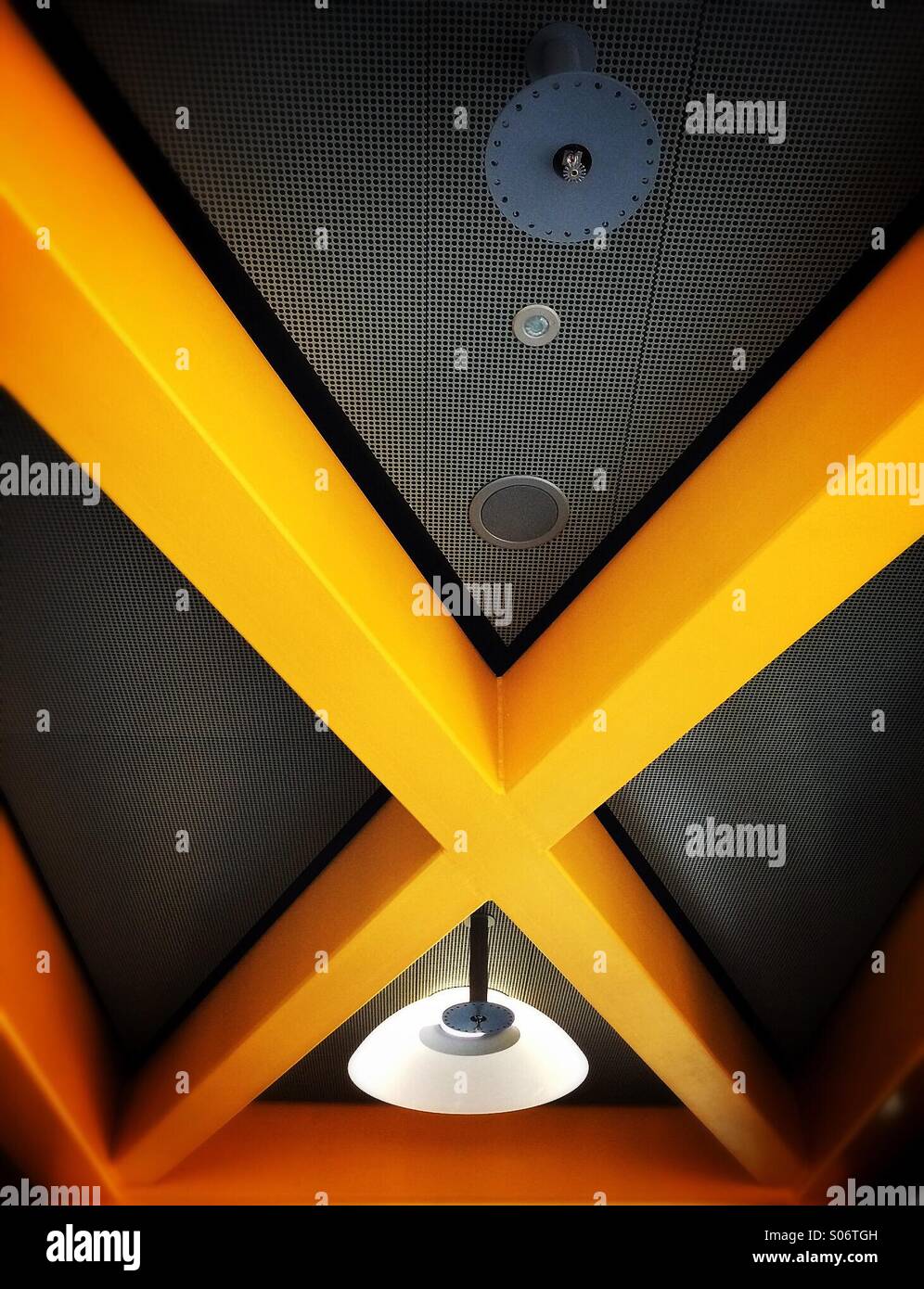 Light beam ceiling hi-res stock photography and images - Alamy