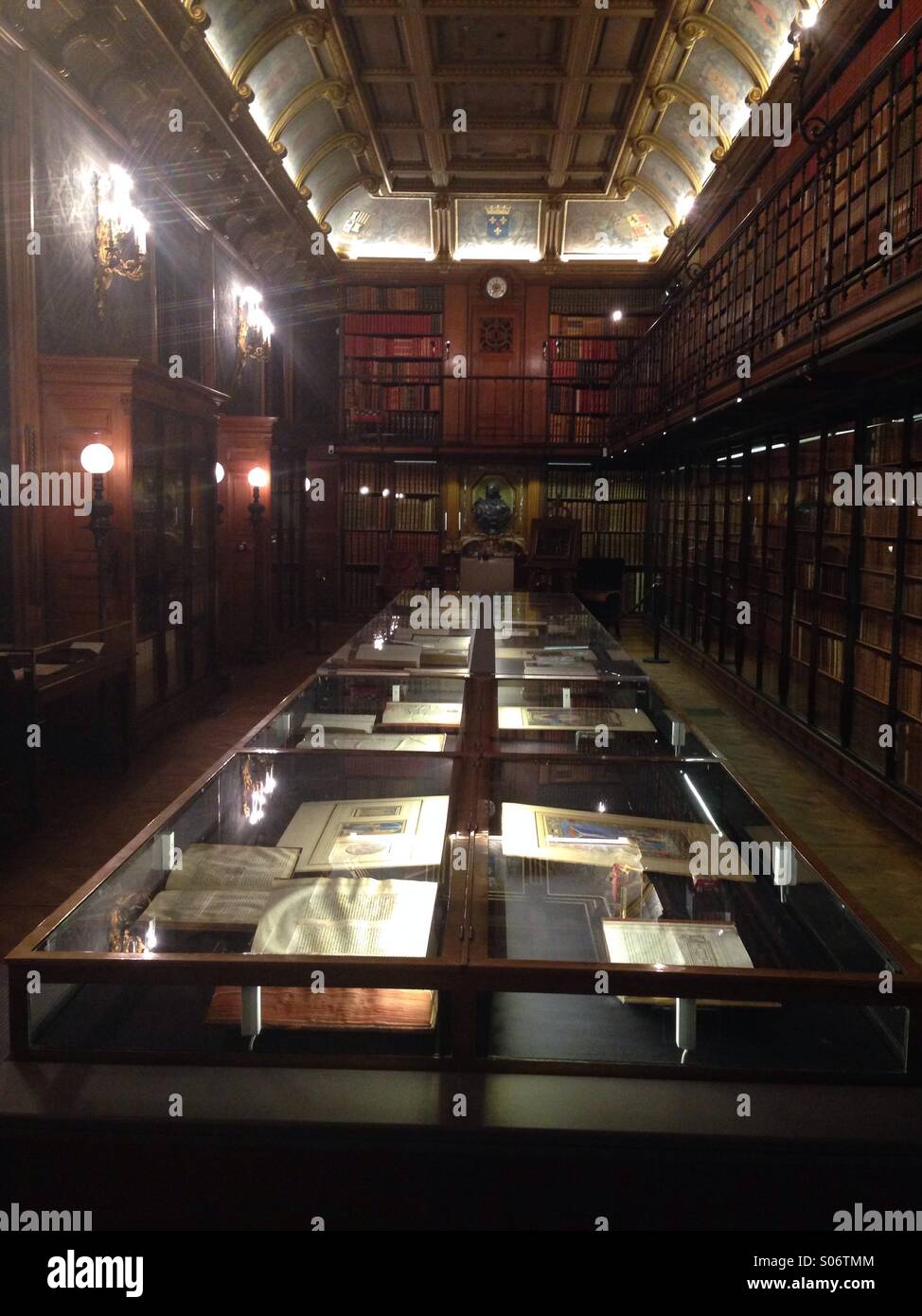 Chantilly Chateau High Resolution Stock Photography and Images - Alamy