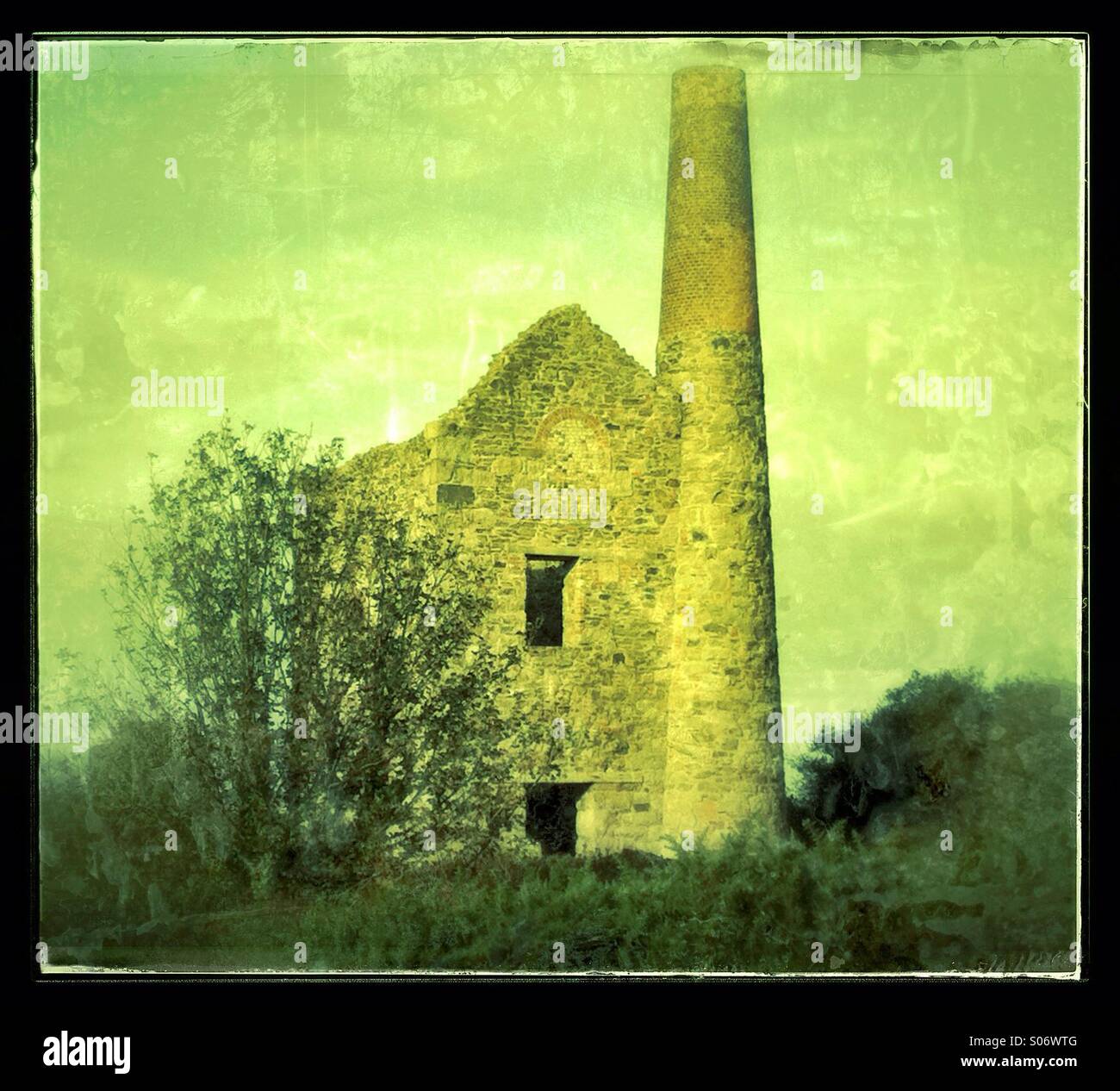 Tin mining industry hi-res stock photography and images - Alamy