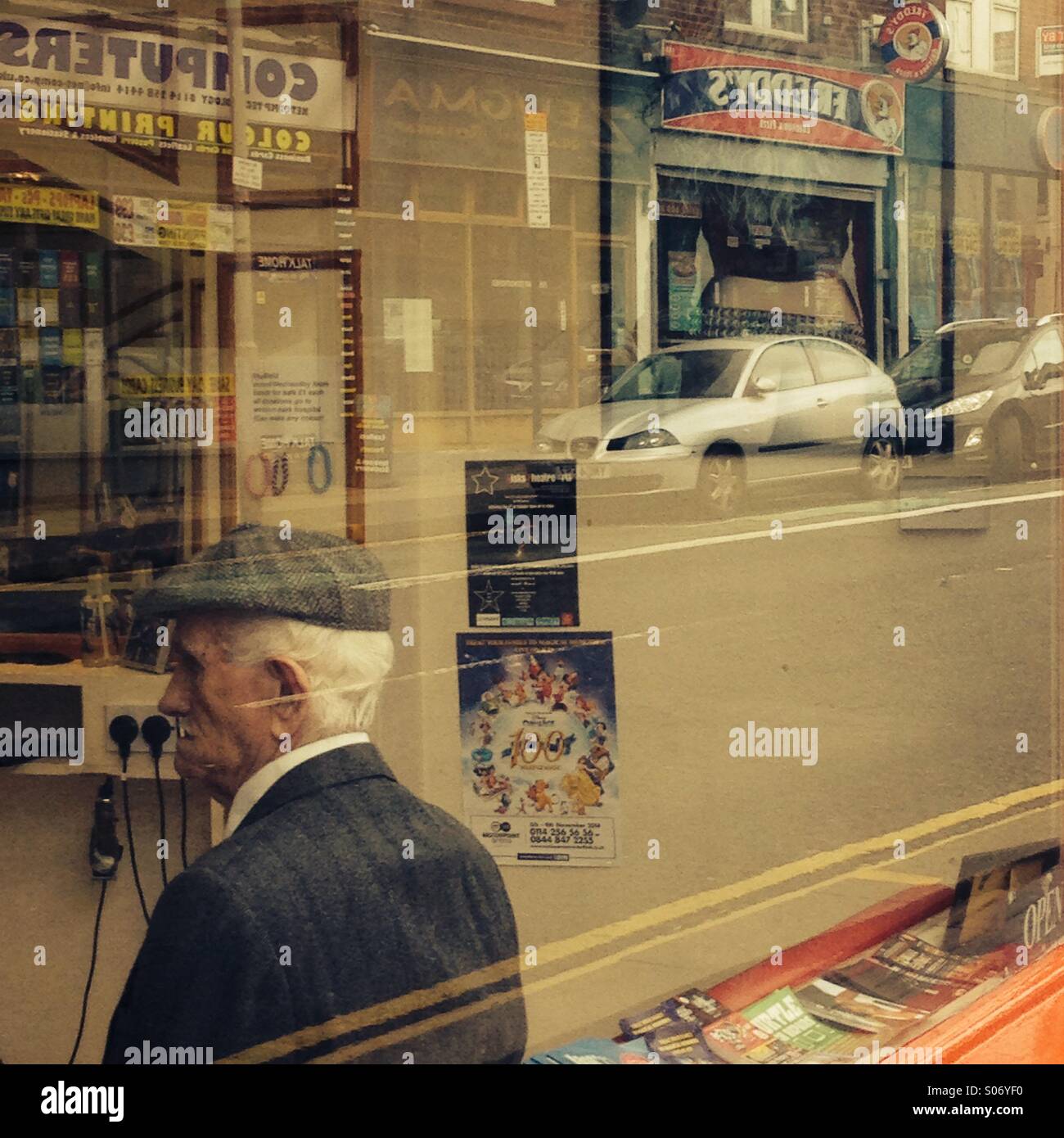 Old man reflections hi-res stock photography and images - Alamy