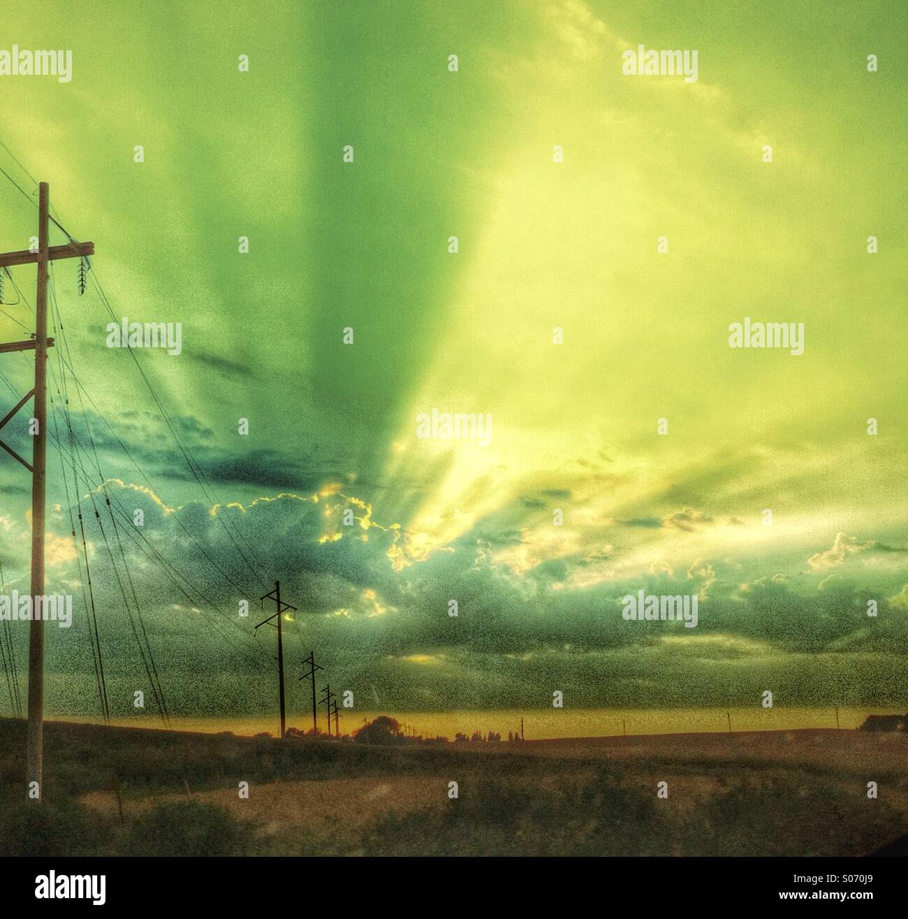 Sunset over iowa farmland hi-res stock photography and images - Alamy