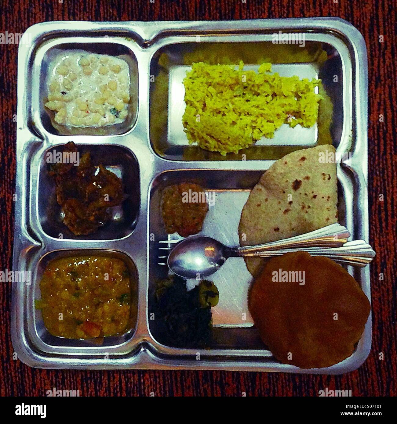 Veg thali hi-res stock photography and images - Alamy