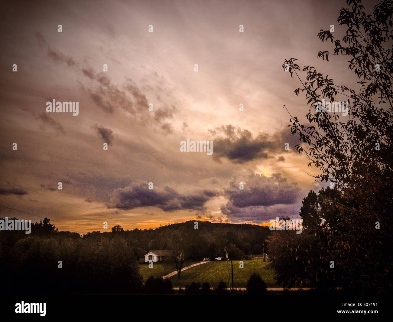 Stormy sunsets hi-res stock photography and images - Alamy