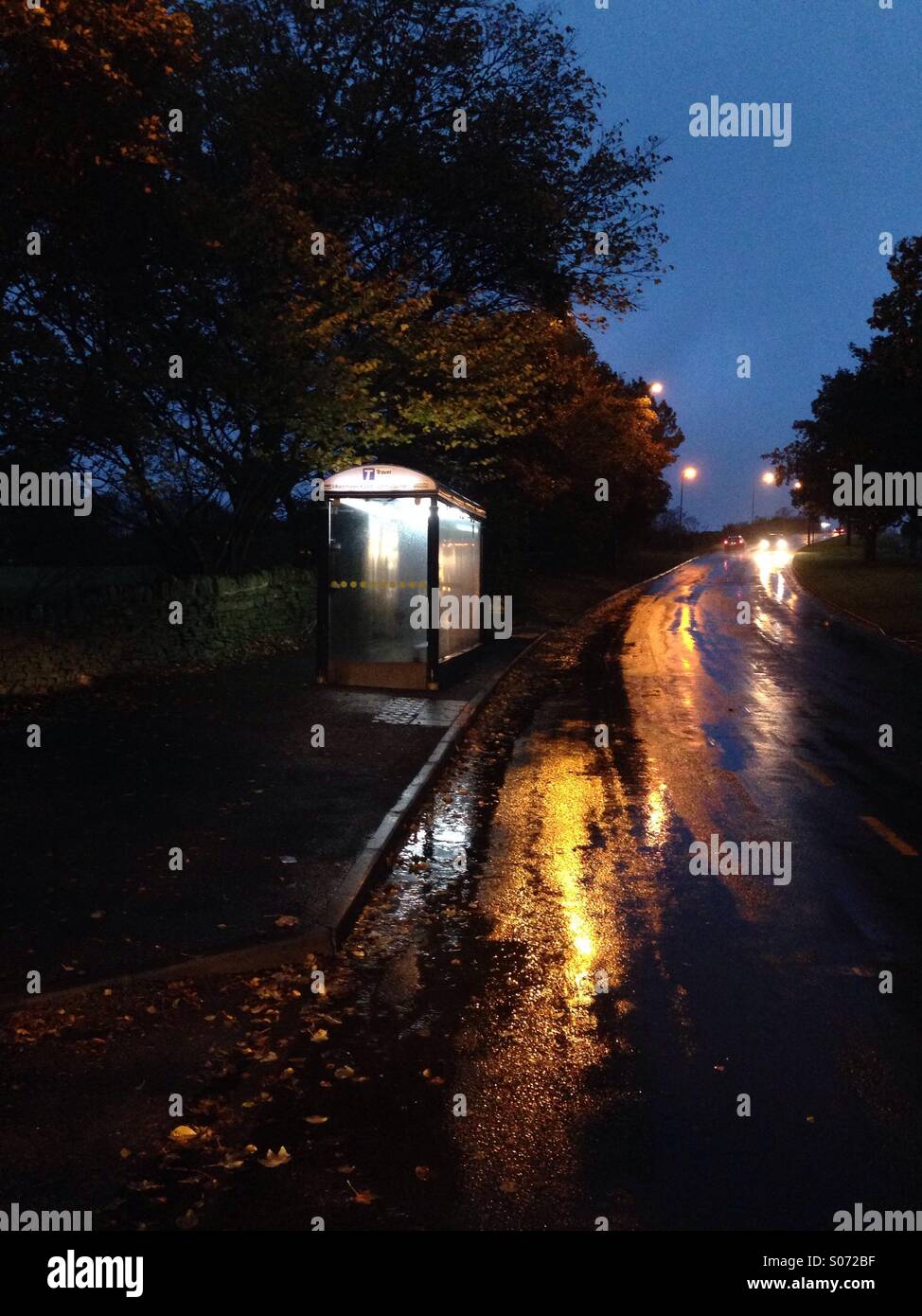 Rural bus stop hi-res stock photography and images - Alamy