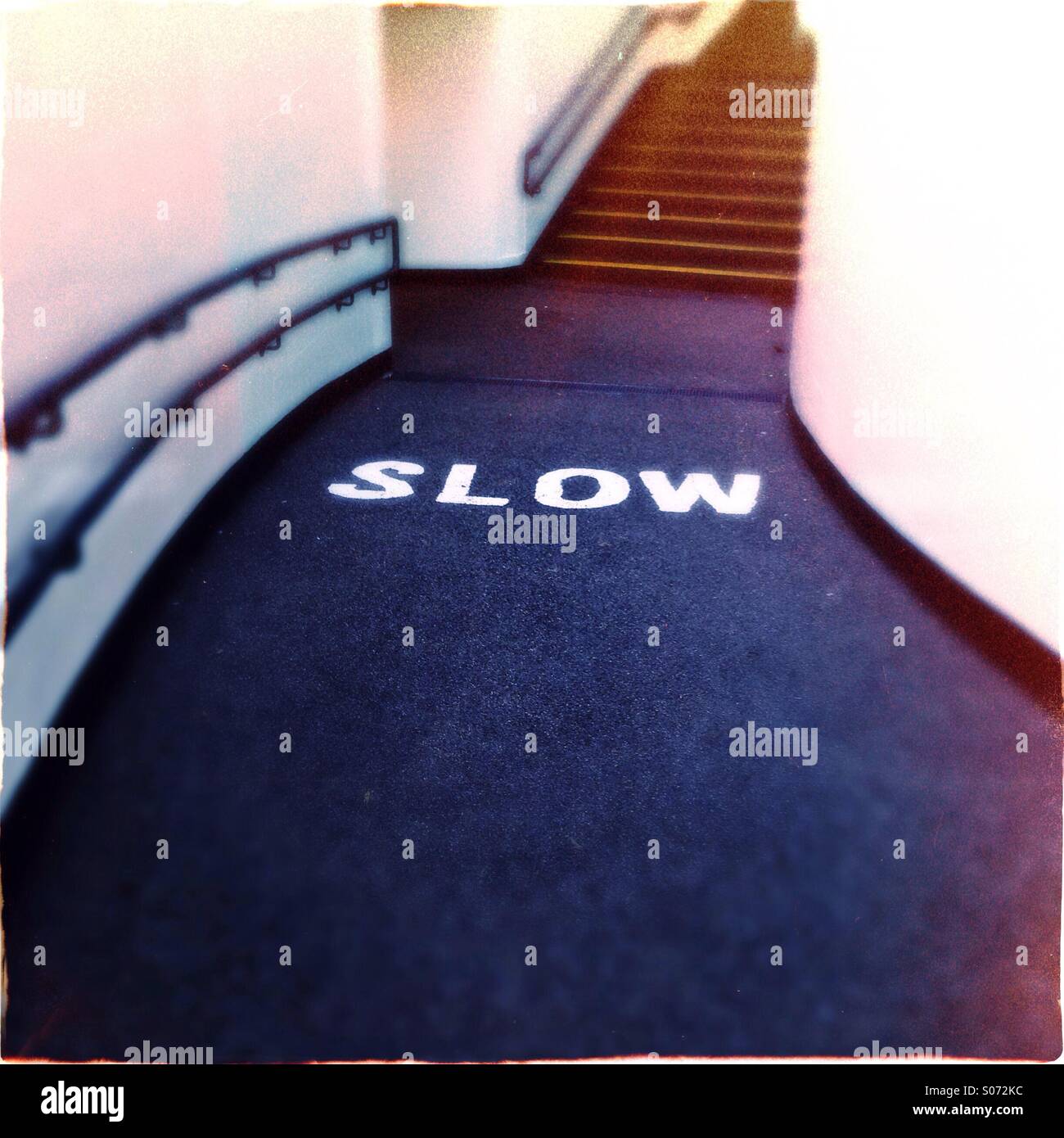 Do not chain bicycles to railings sign hi-res stock photography and ...