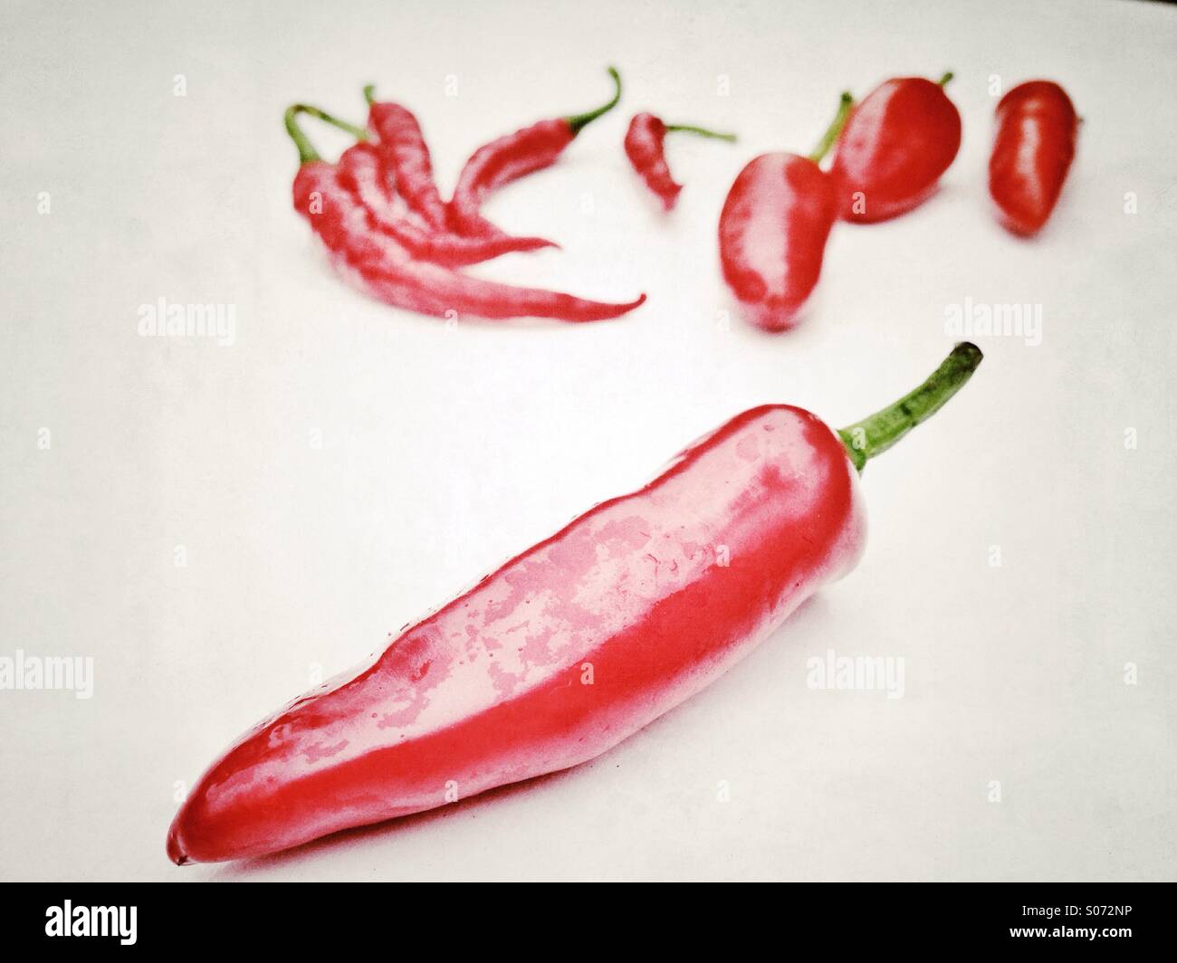 Crunchy red peppers hi-res stock photography and images - Alamy