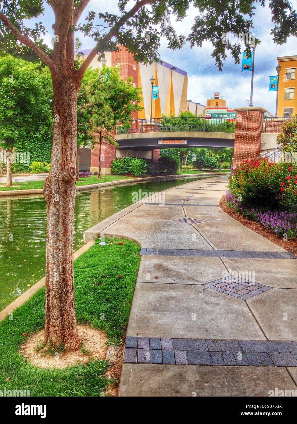 Canal and river walk hi-res stock photography and images - Alamy