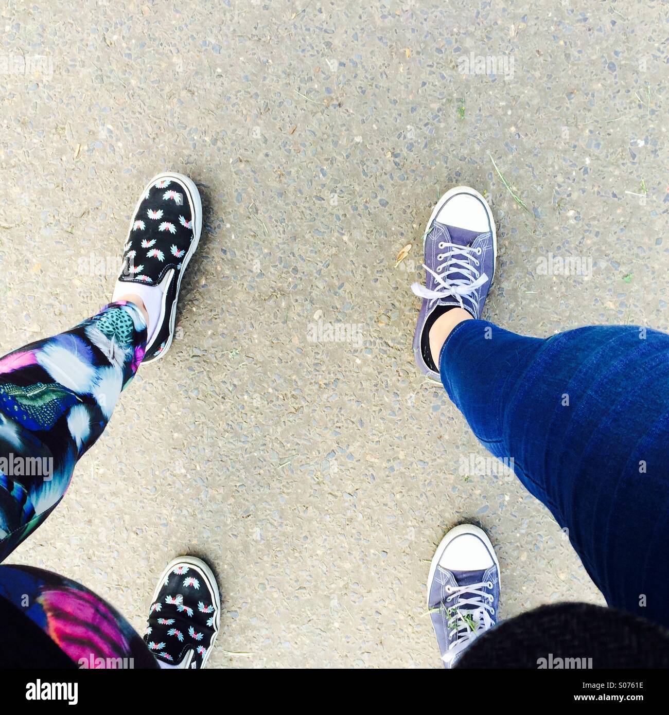 Feet walking hi-res stock photography and images - Alamy
