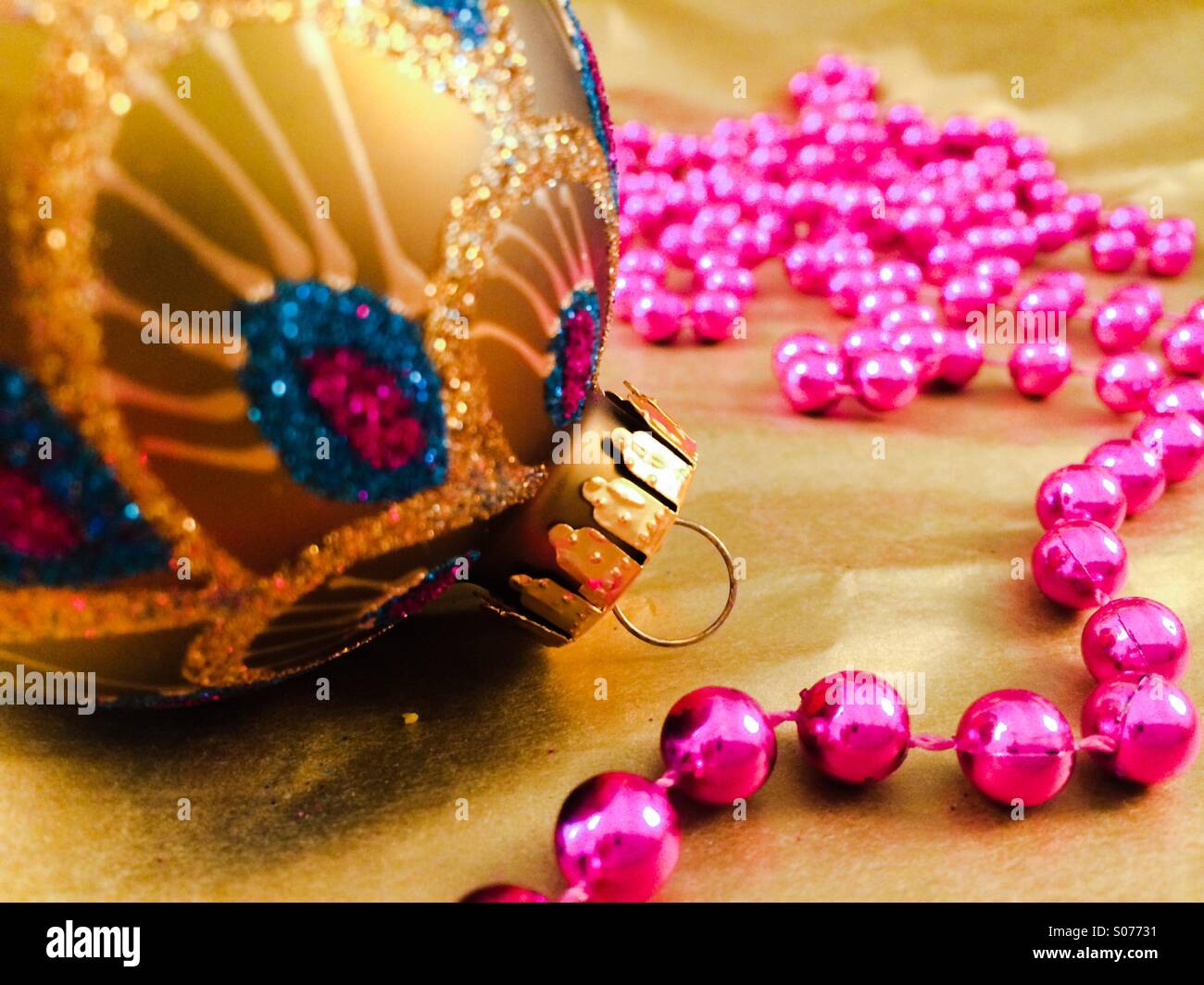 Gold sparkly bauble hi-res stock photography and images - Alamy