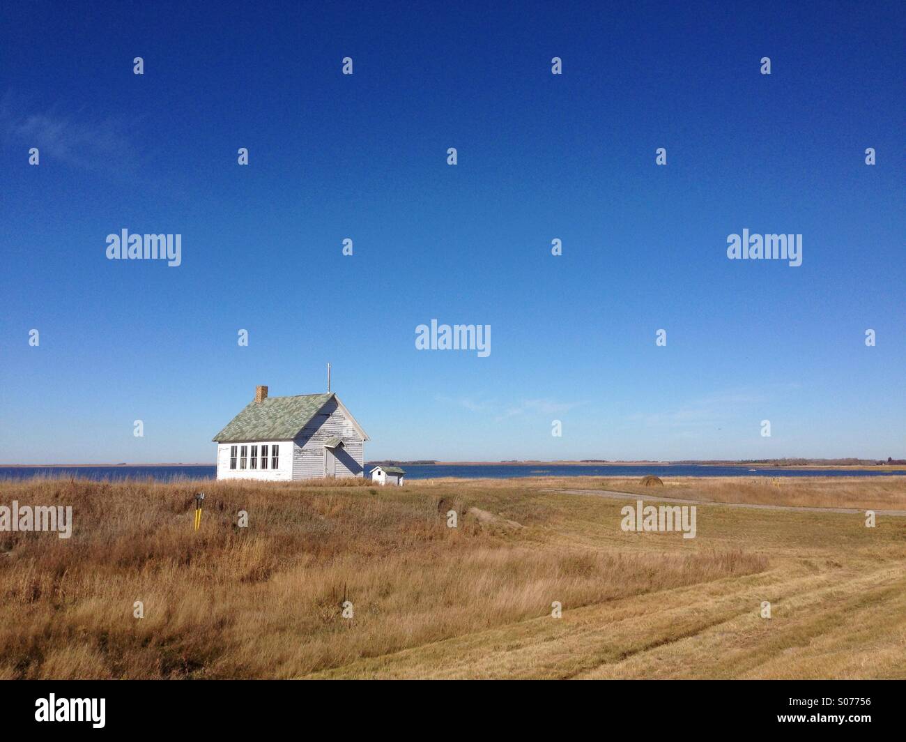 Open prairie hi-res stock photography and images - Alamy