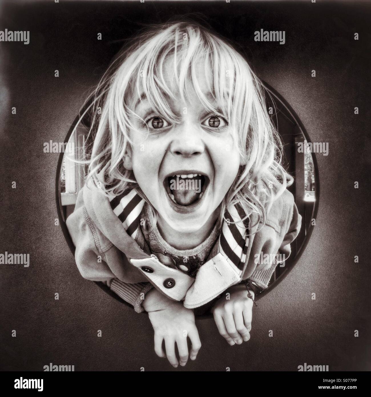 Child surprise hi-res stock photography and images - Alamy