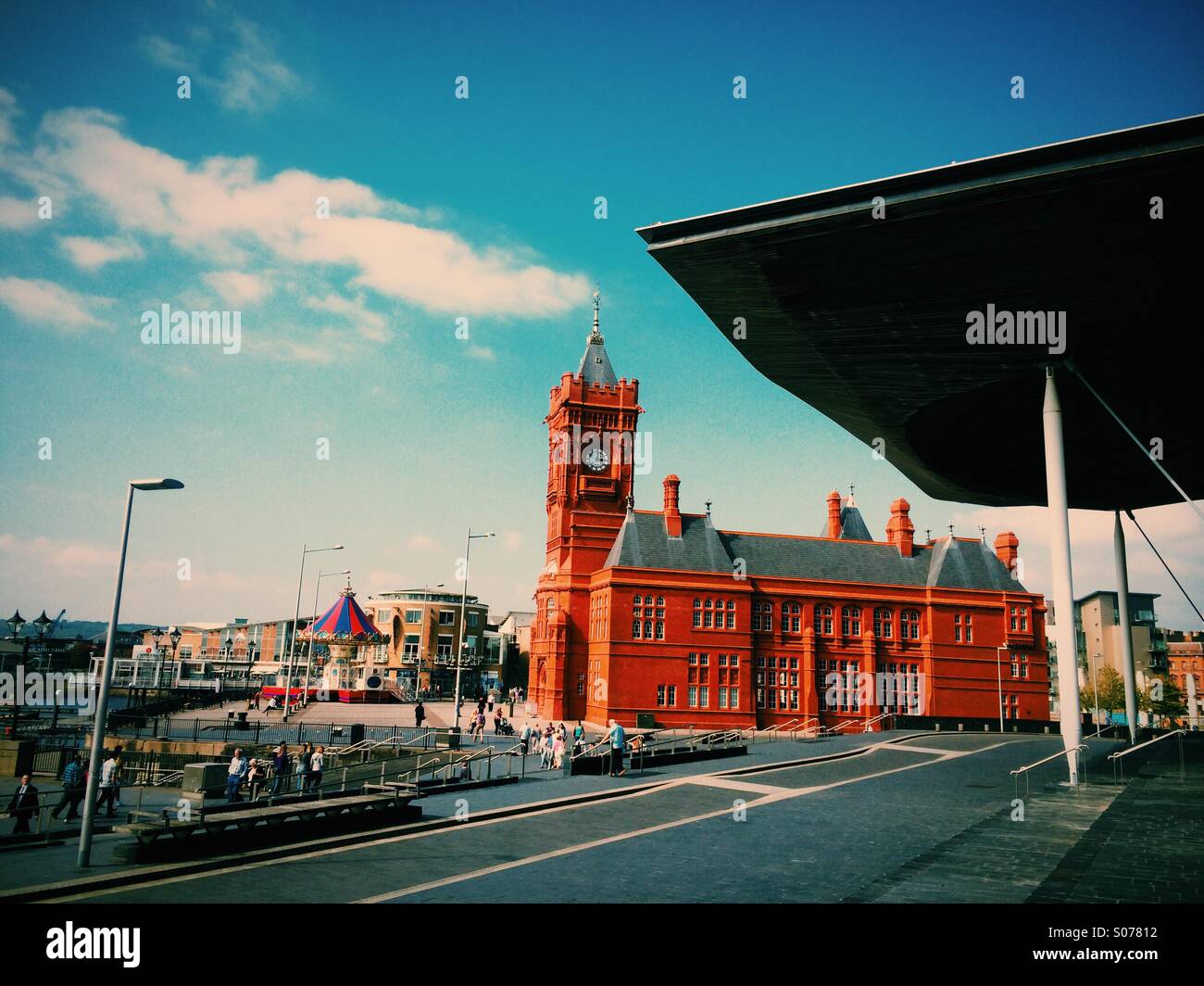 Pier head building cardiff bay hi-res stock photography and images - Alamy