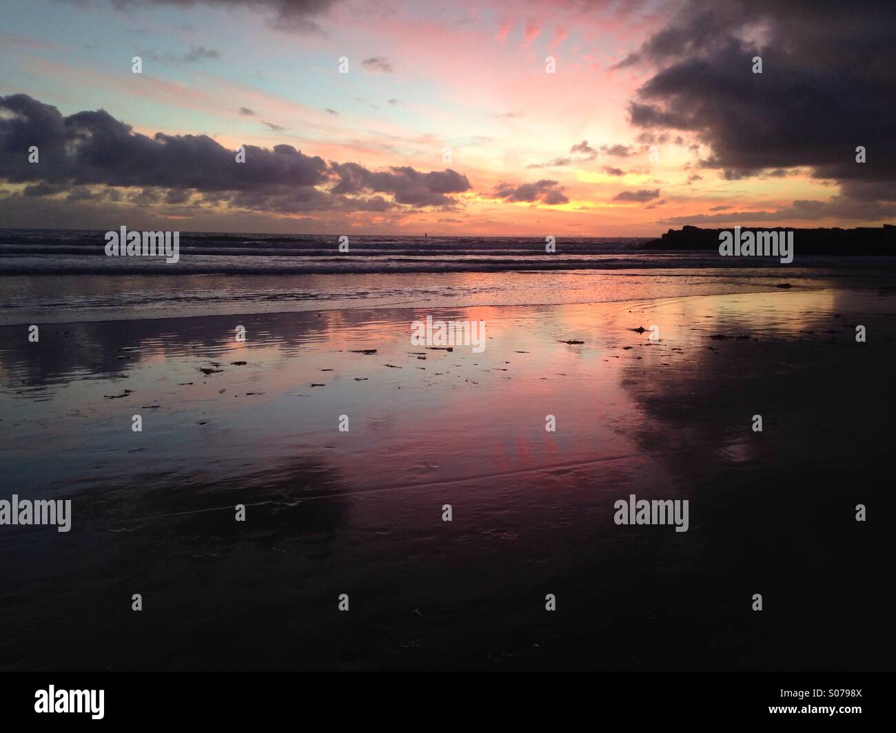Oceanside pier hi-res stock photography and images - Alamy