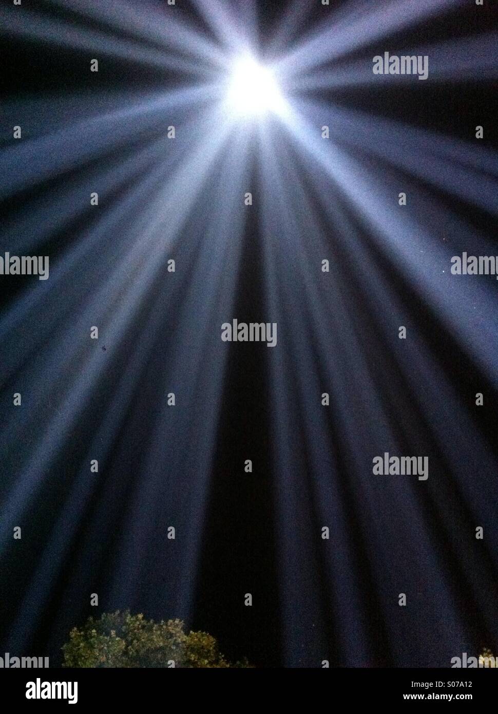 Laser beam hi-res stock photography and images - Alamy