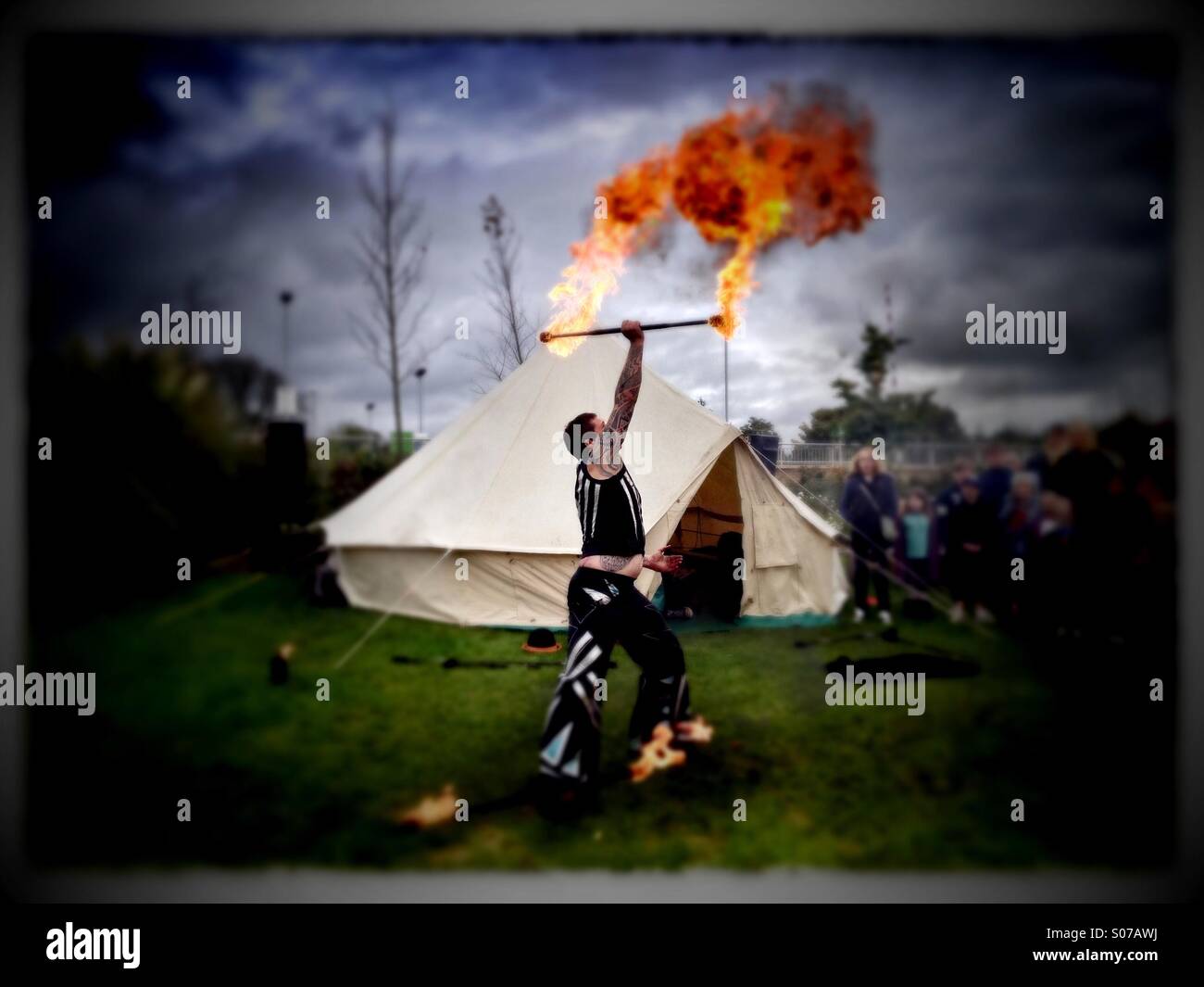 Fire street hi-res stock photography and images - Alamy