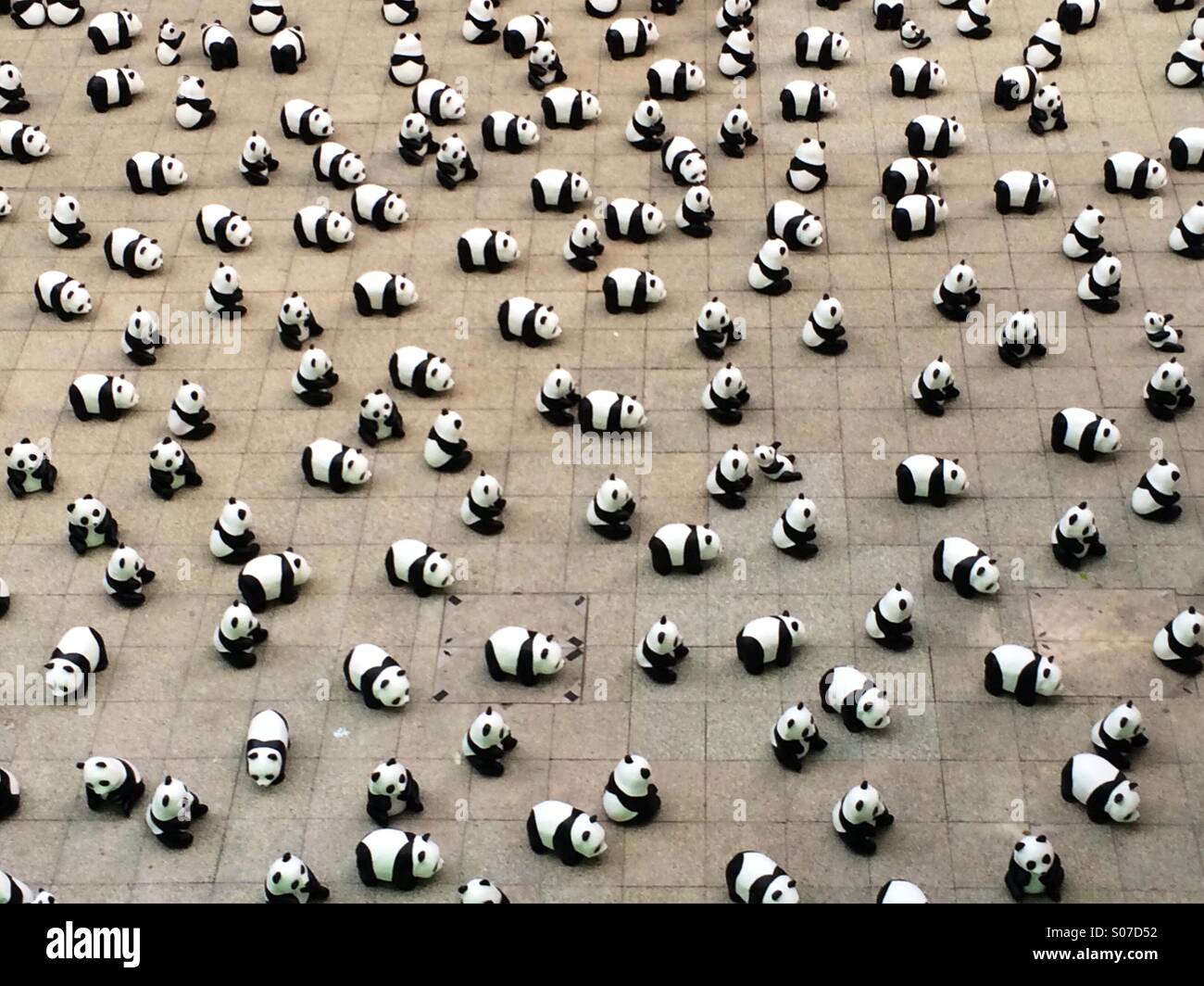 Design installation hi-res stock photography and images - Alamy