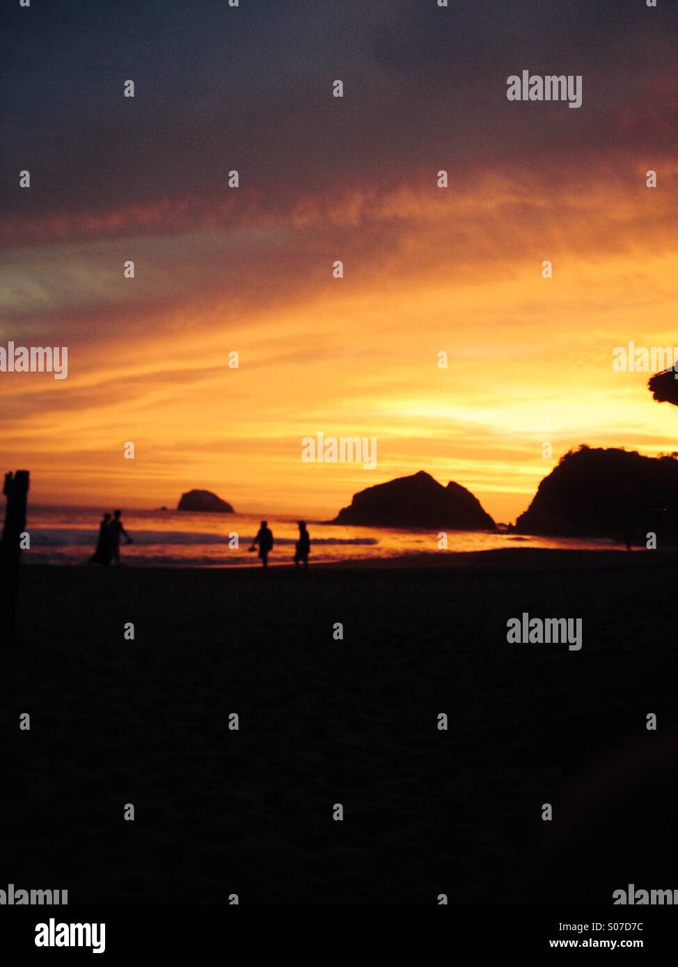 Zipolite beach hi-res stock photography and images - Alamy