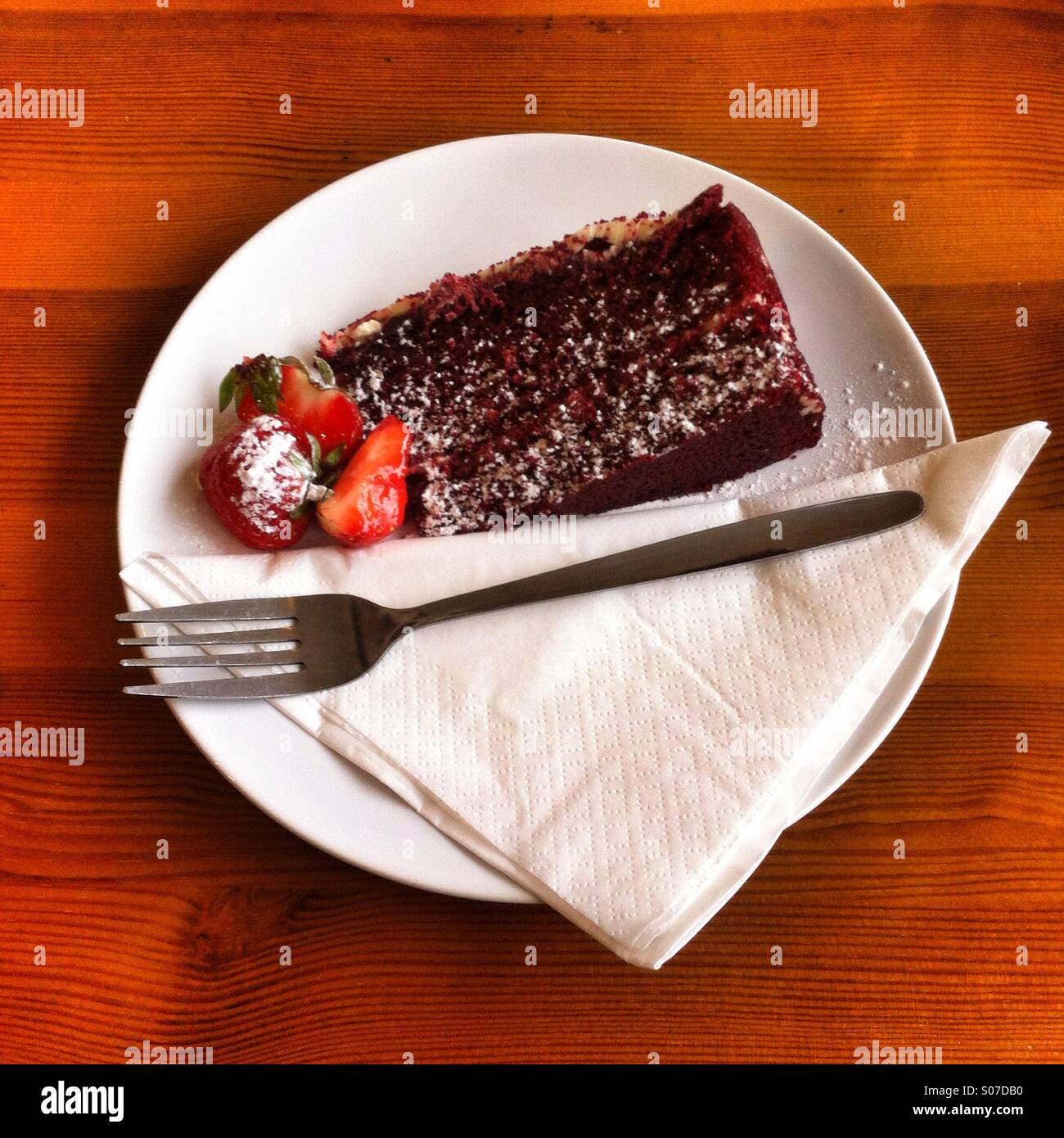 Red velvet chocolate cake Stock Photo - Alamy