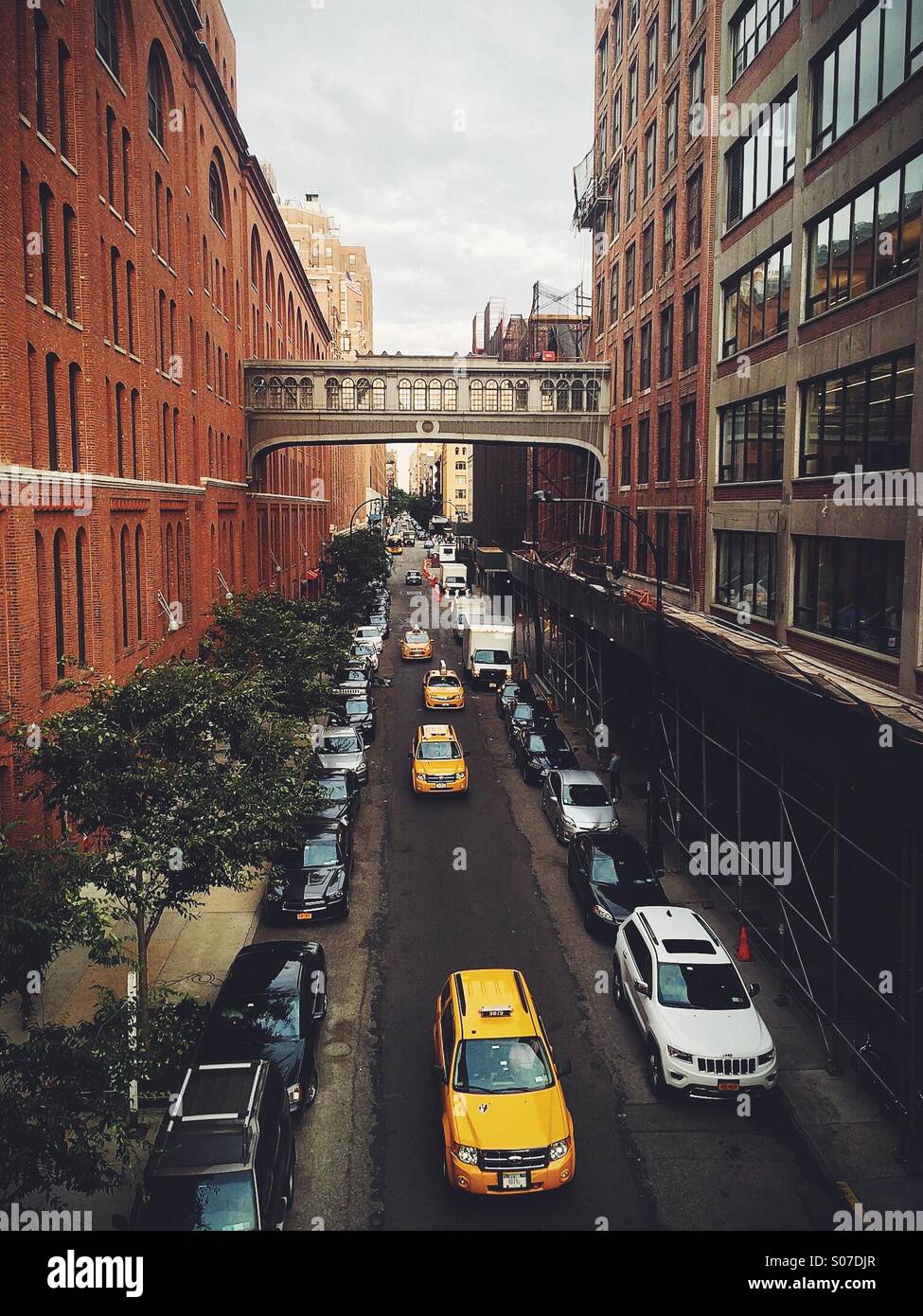 Street view of taxies from the High Line, New York Stock Photo - Alamy