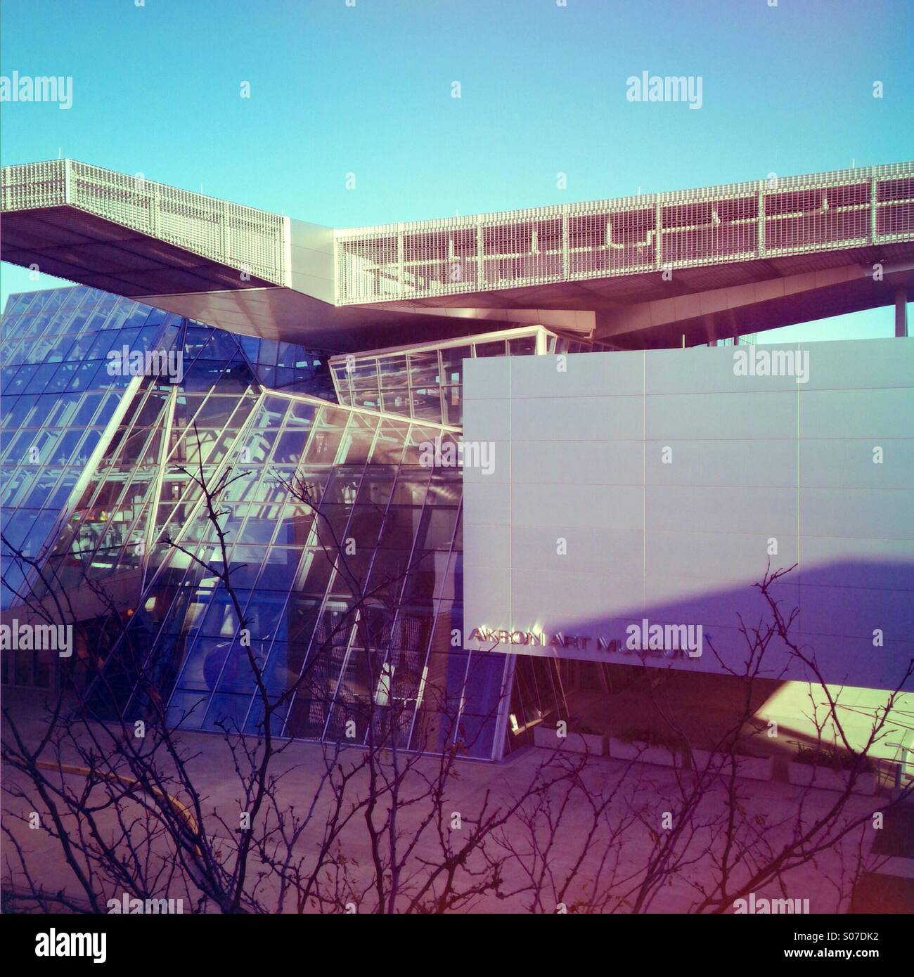 Exterior of the John S. and James L. Knight Building at the Akron Art ...