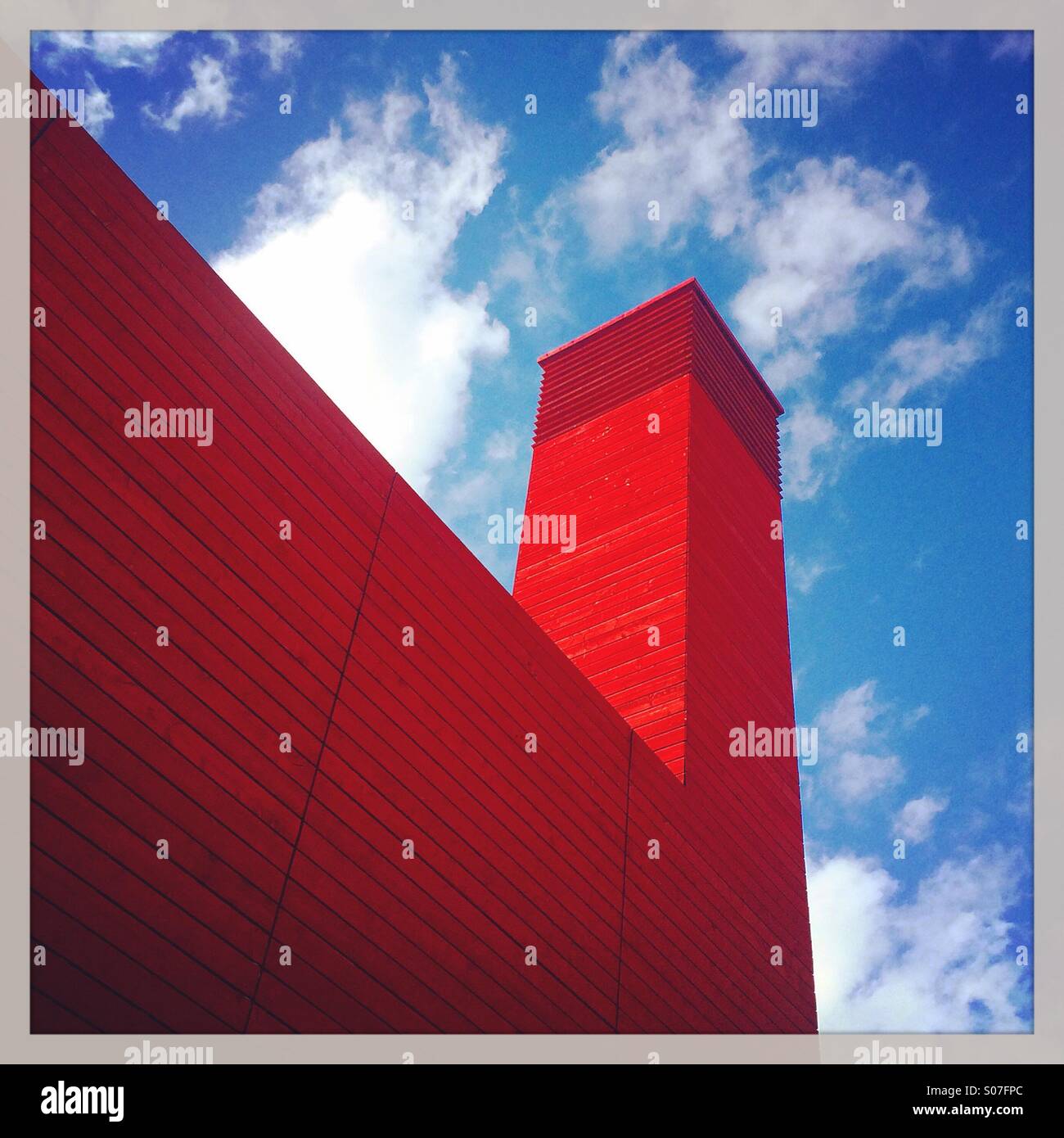 Building of structures hi-res stock photography and images - Alamy