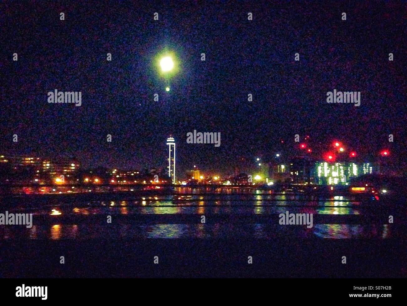 A full moon over London Stock Photo - Alamy