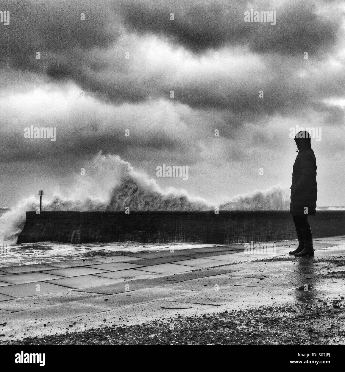 Angry waves hi-res stock photography and images - Alamy