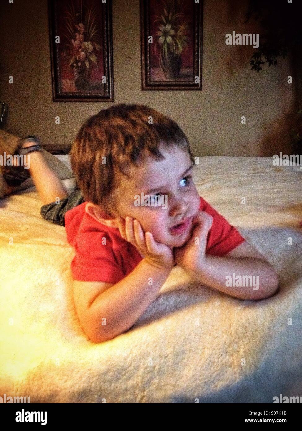 Propped up bed hi-res stock photography and images - Alamy