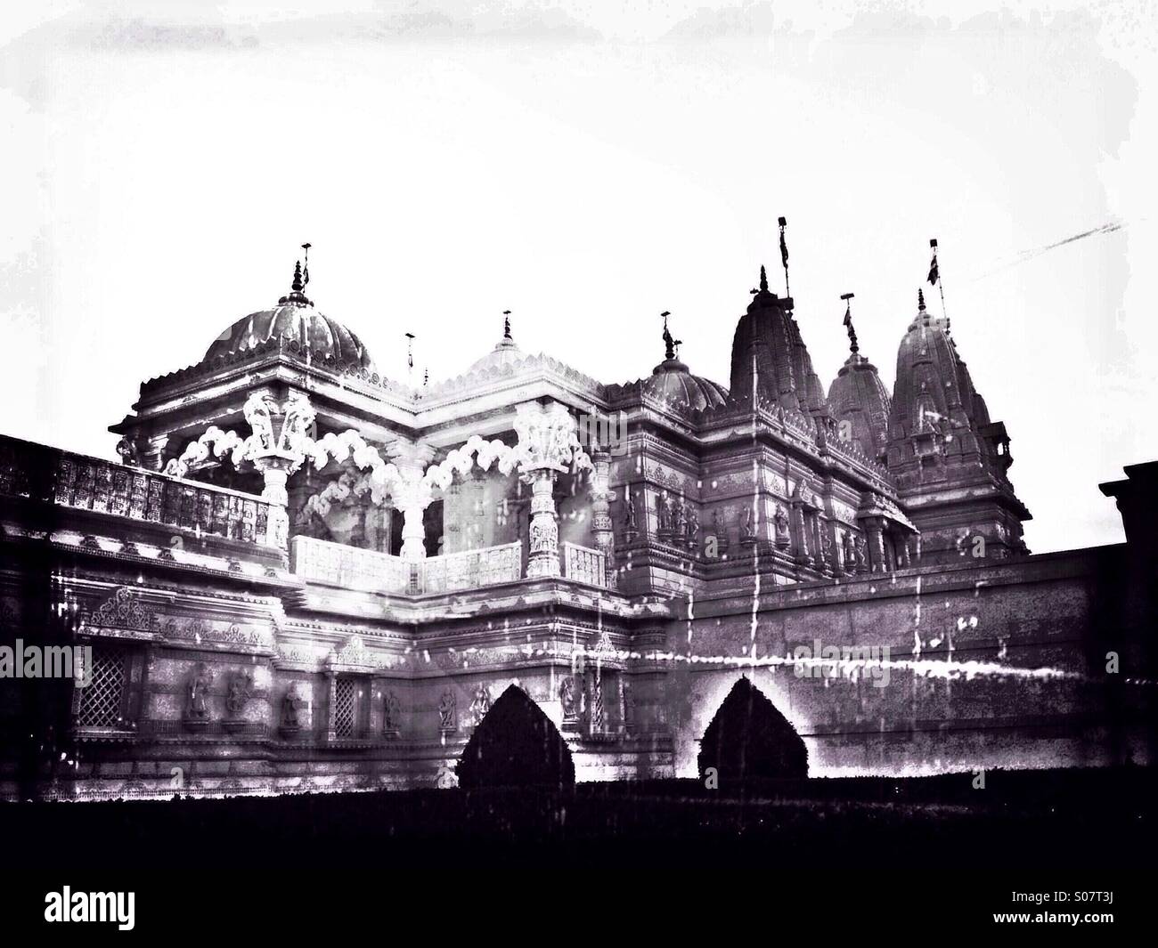 Neasden temple architecture hi-res stock photography and images - Alamy