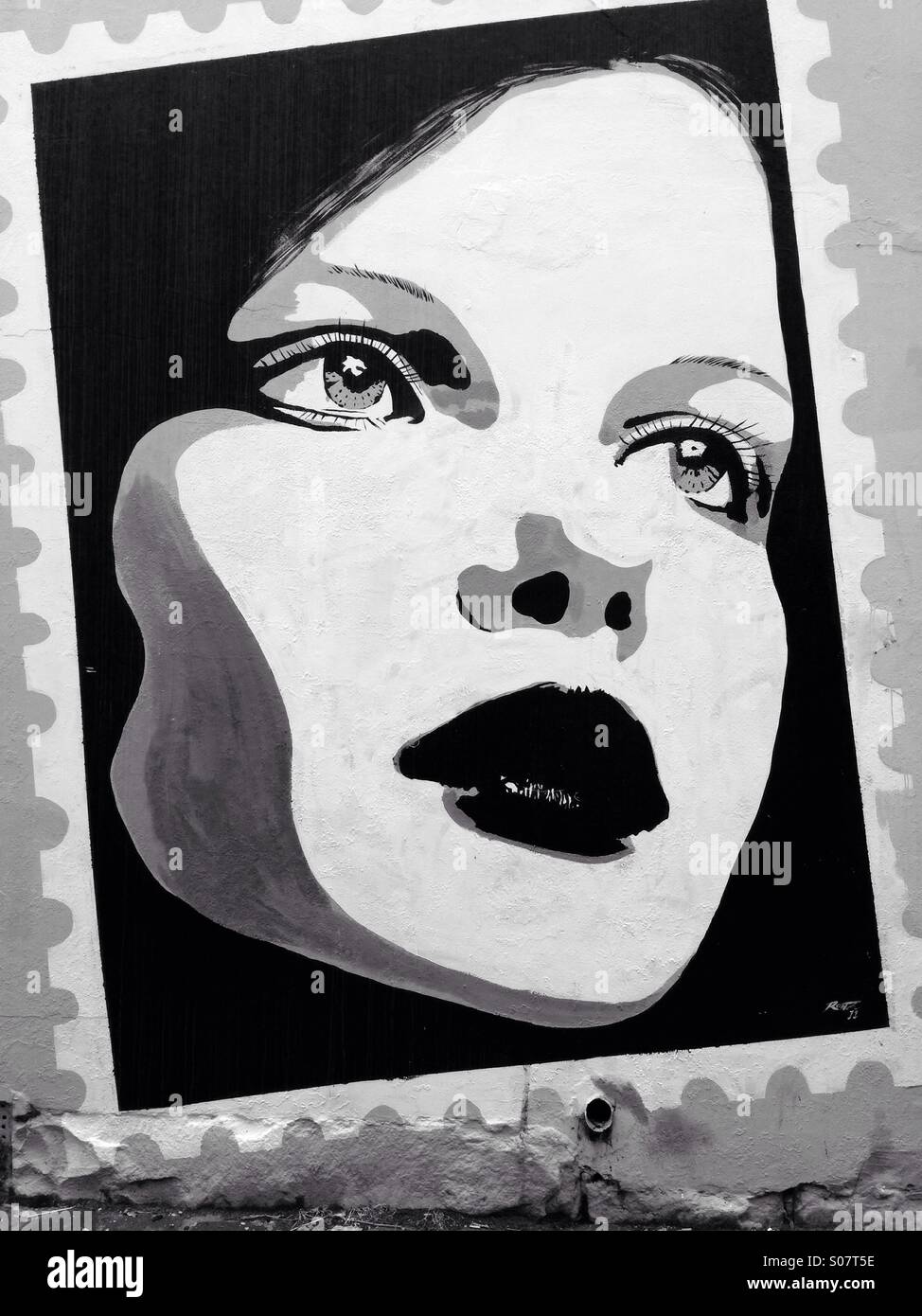 Street art of a woman's face Stock Photo - Alamy