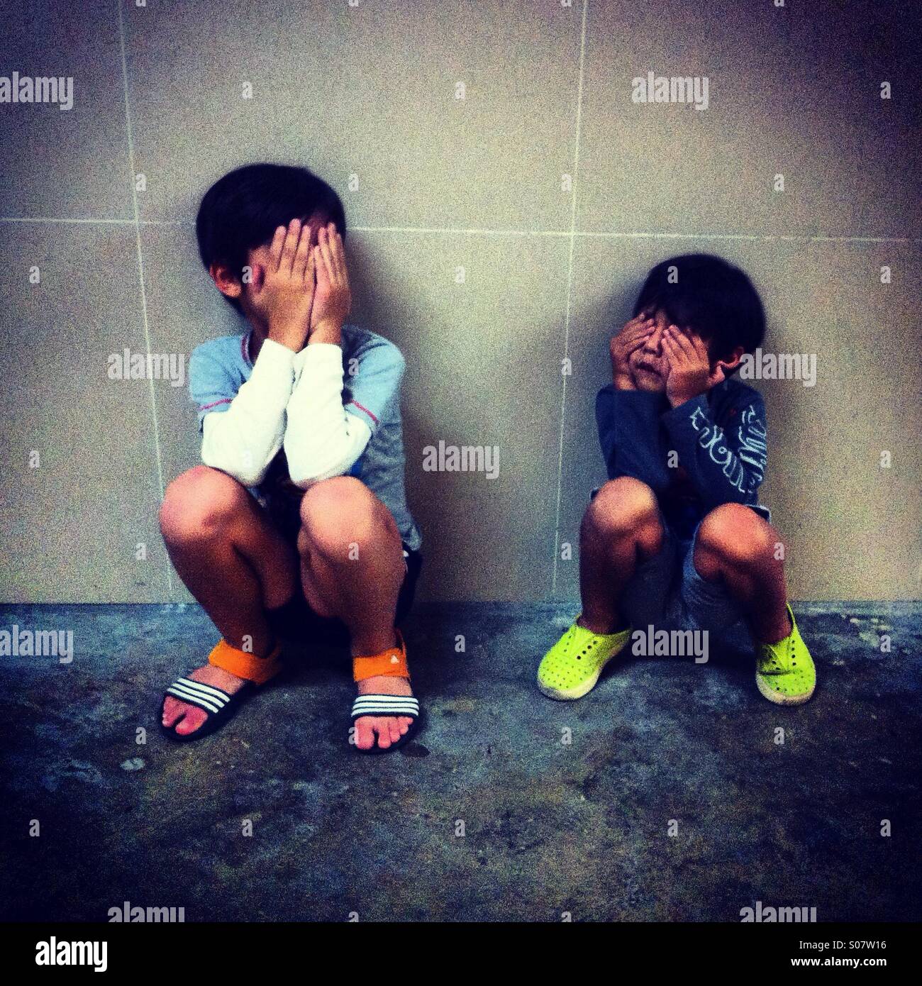 Hidding hi-res stock photography and images - Alamy