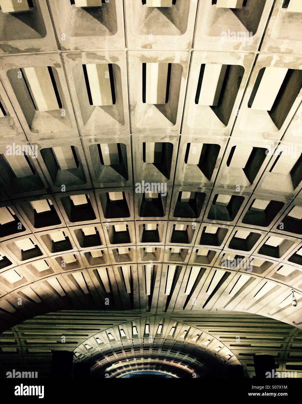 Tunnel ceiling hi-res stock photography and images - Alamy